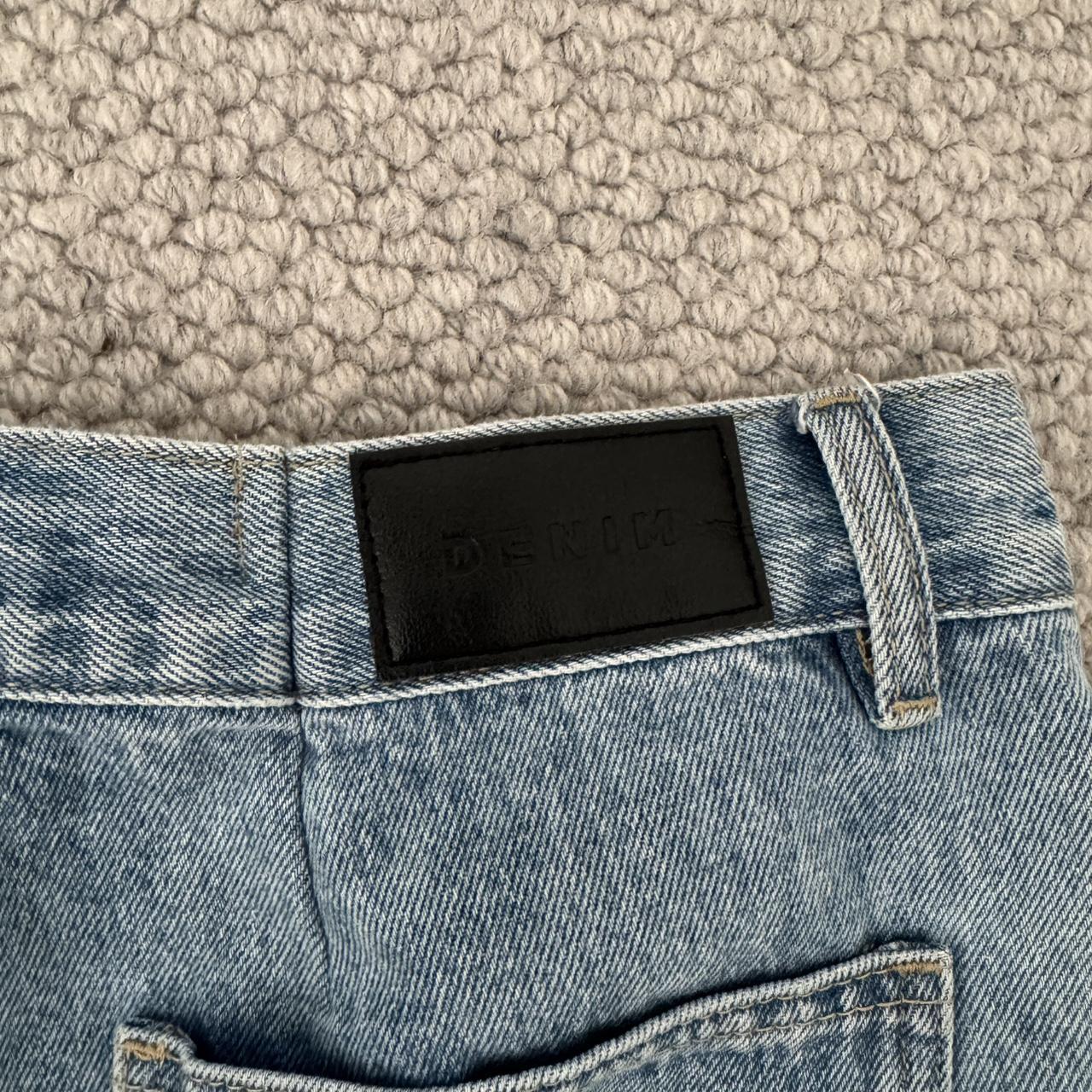 Glassons Low-rise blue denim jorts/ shorts. Size 6. - Depop