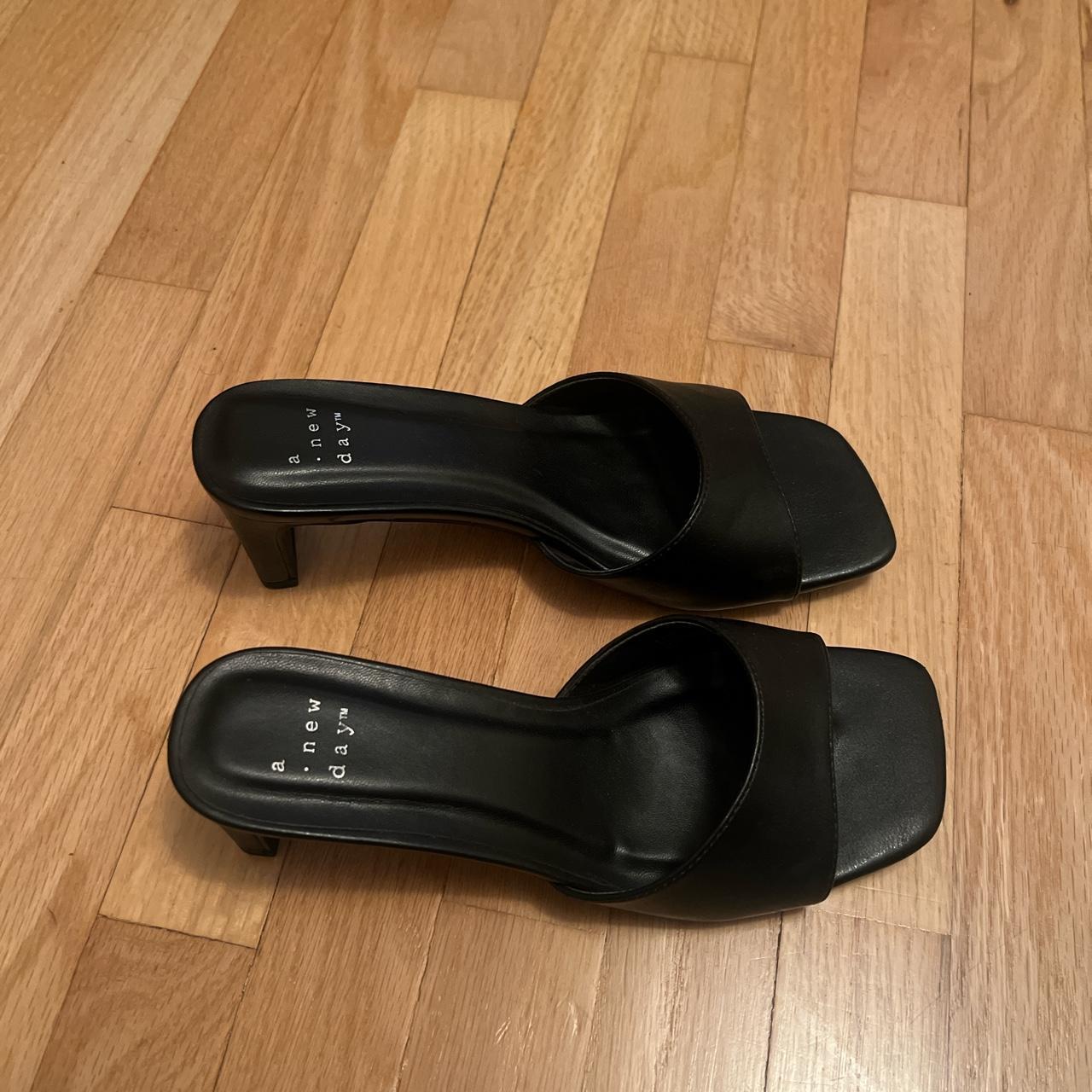 Worn oncr - black mini heels - Depop