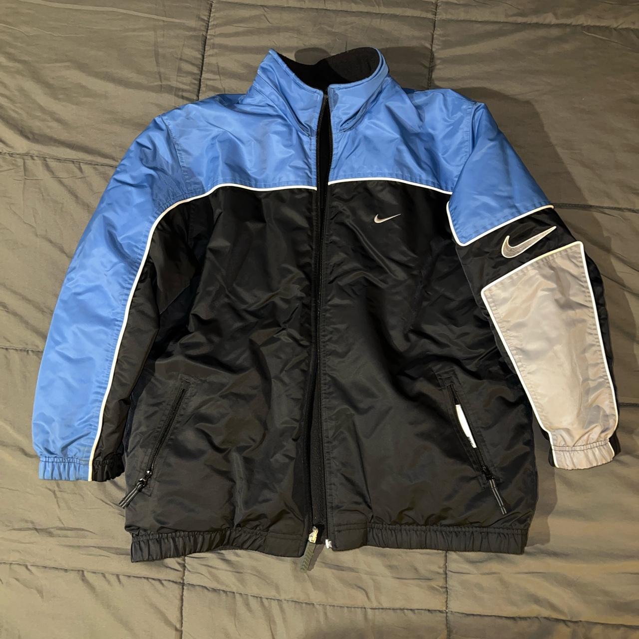 Vintage 2000s Nike Reversible Puffer/fleece Jacket... - Depop