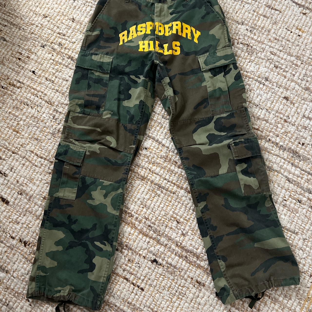 gv gallery raspberry hills camo gargos | Depop