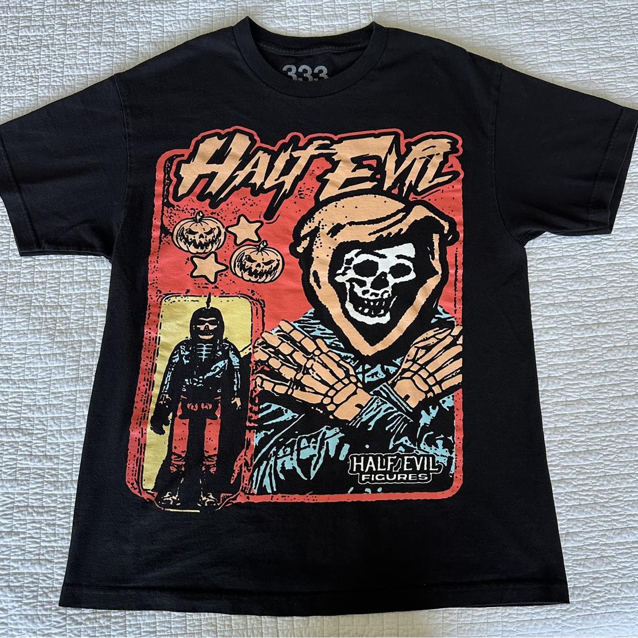 -Large Half Evil Halloween Figures Tshirt -Excellent... - Depop