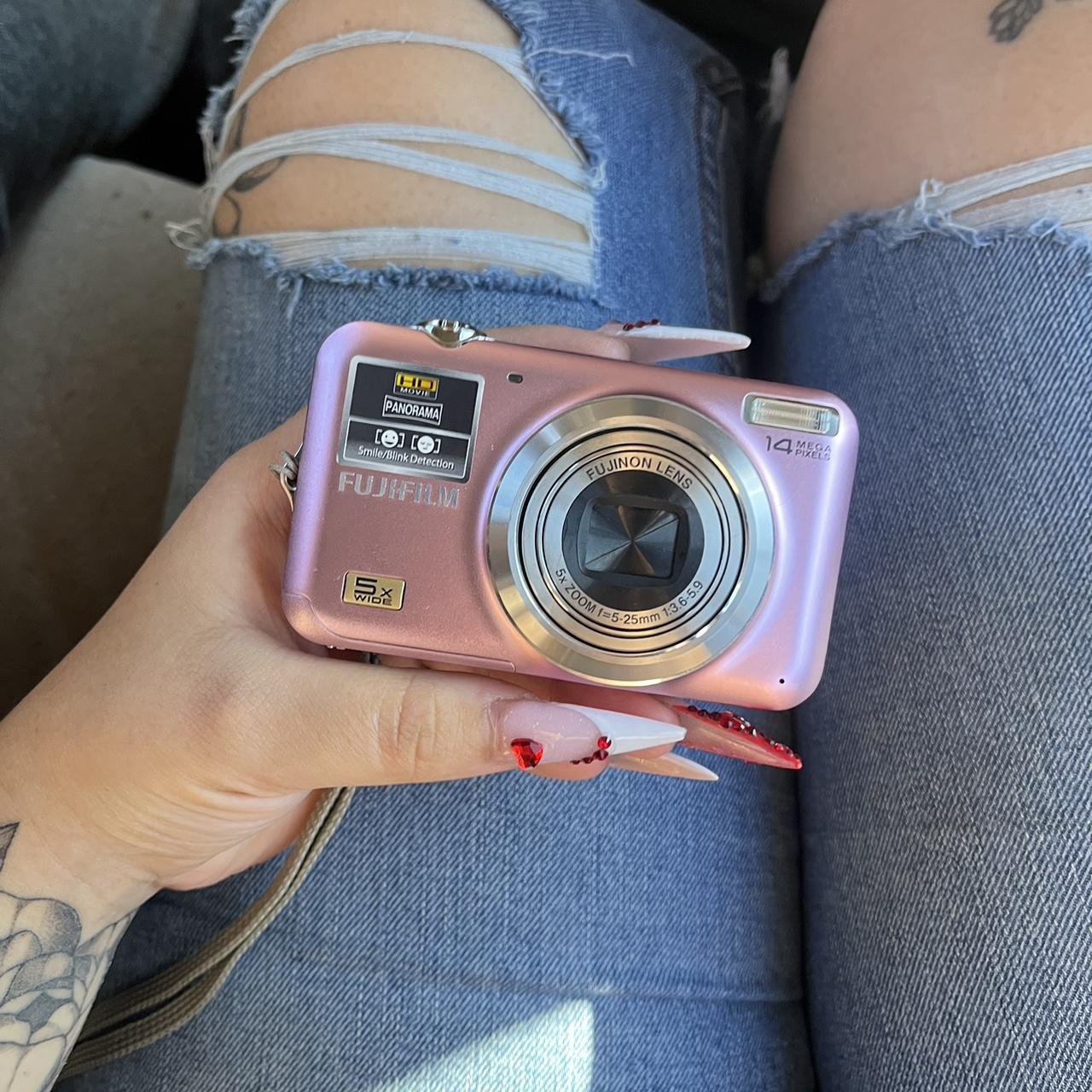 Pink digital camera model : fujifilm finepix jv150... - Depop