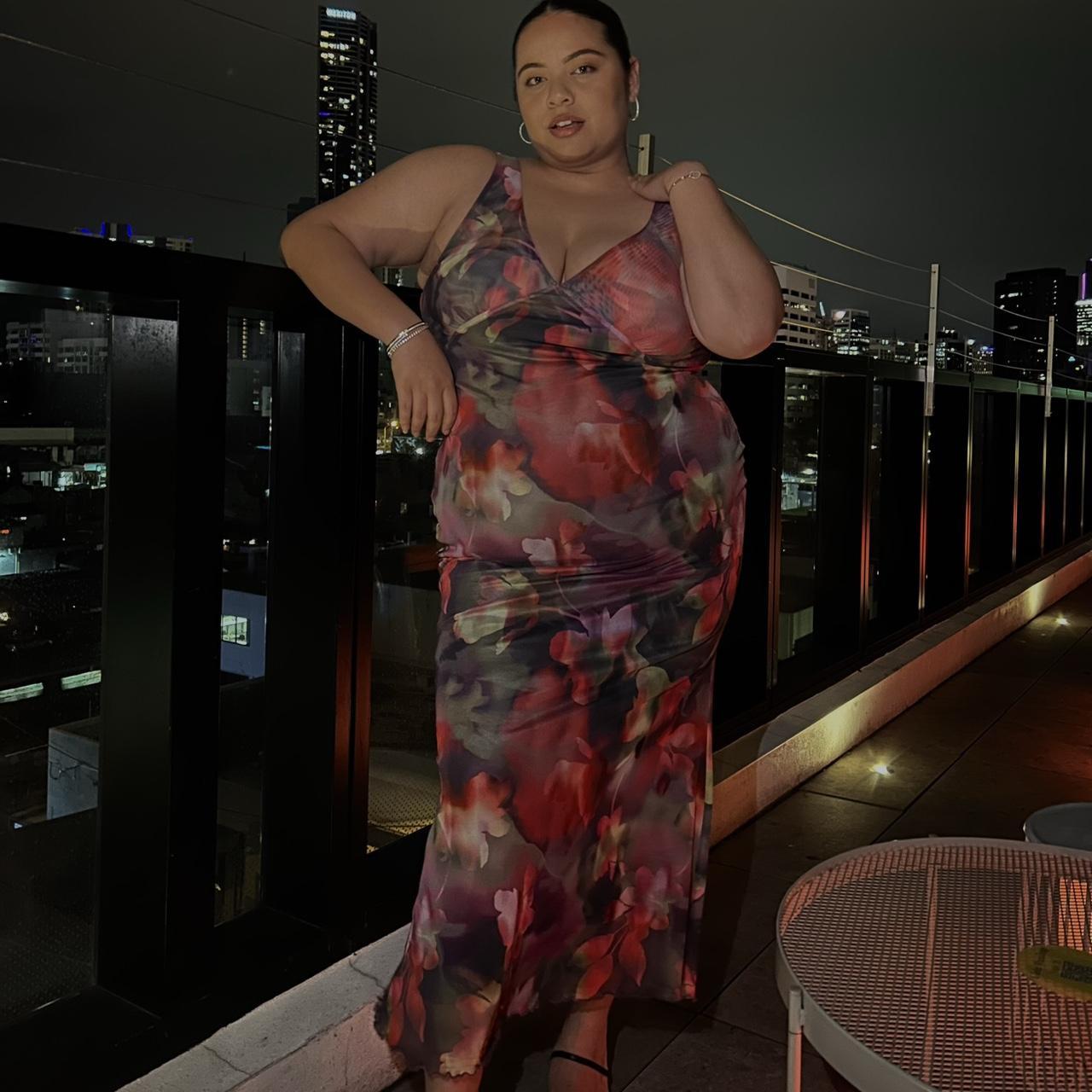 Natalia dress Amari Worn once #fayt #plussize... - Depop