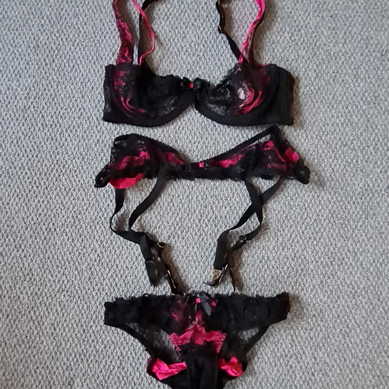 Original / vintage full Maddy set from Agent... - Depop