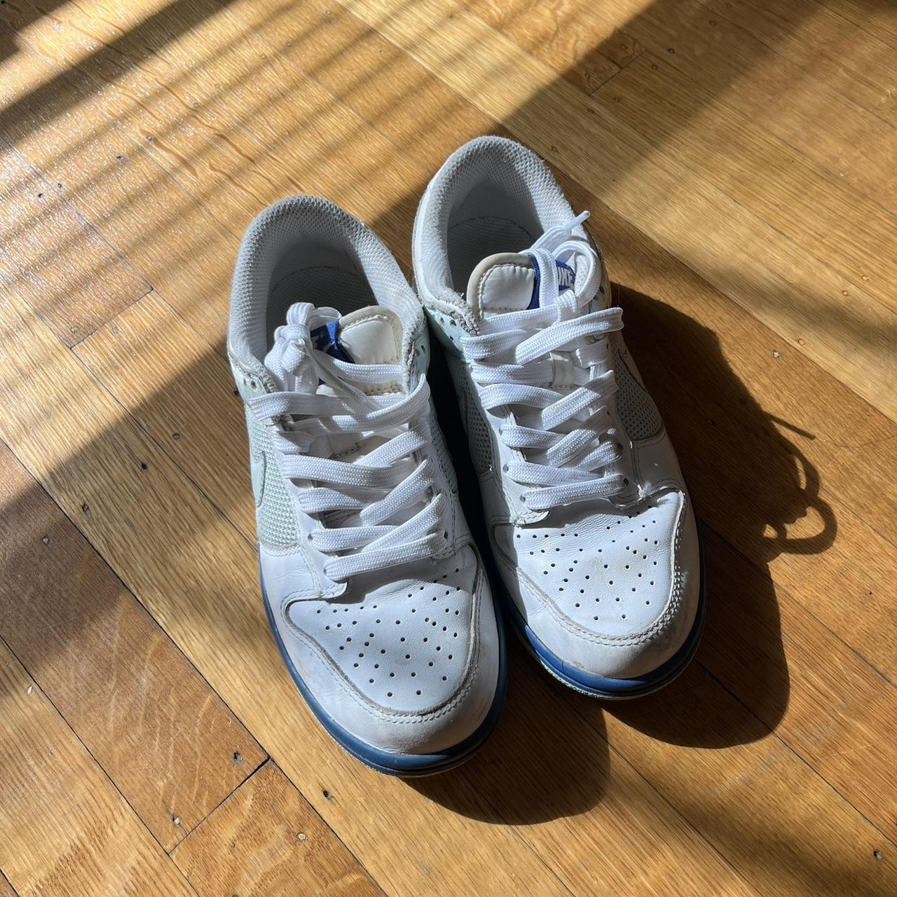 Vintage Dunks - fits Women 5-6.5 - Depop