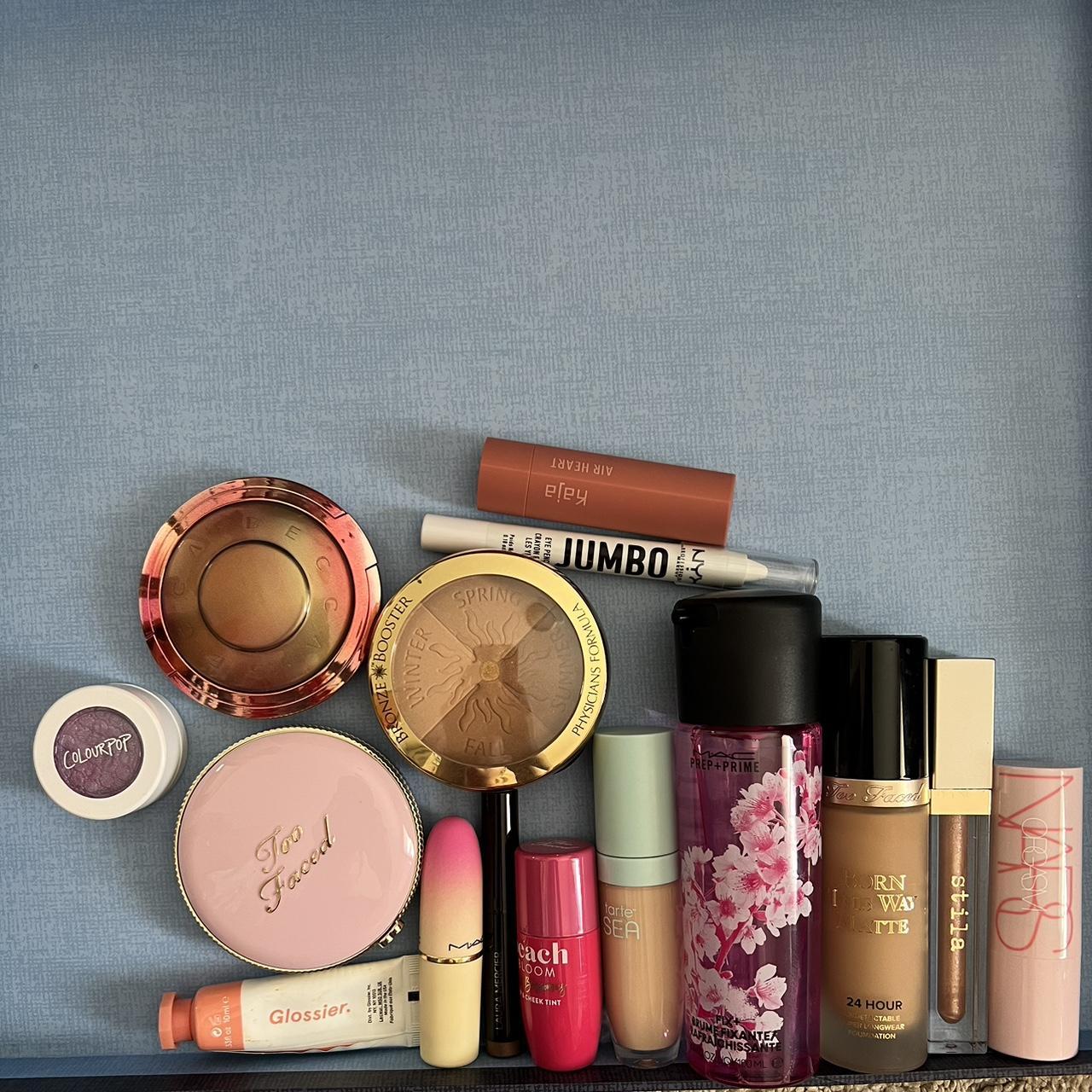 HUGE MAKEUP BUNDLE Selling all together (want... - Depop