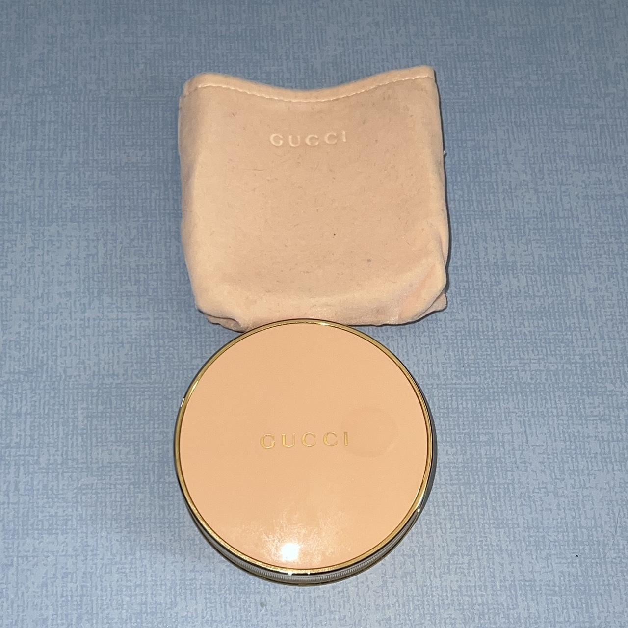 GUCCI pressed powder foundation Shade 03 Gently... - Depop