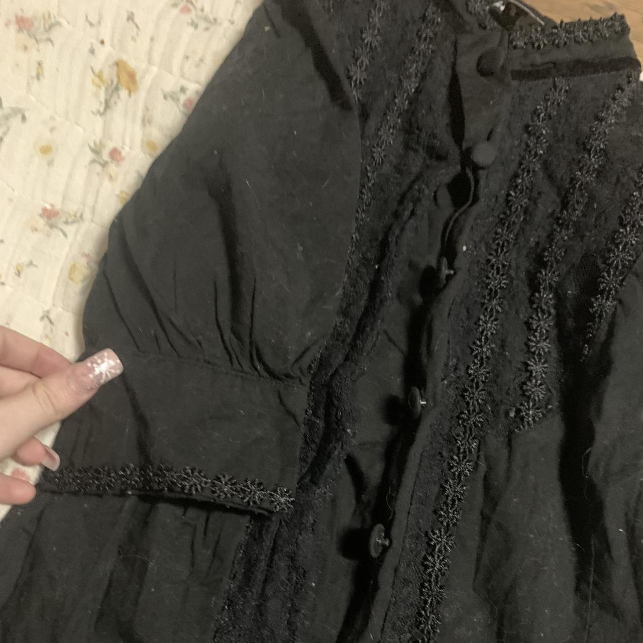 BOGO 1/2 OFF! PM ME! Geez ignore all the cat hairs I... - Depop