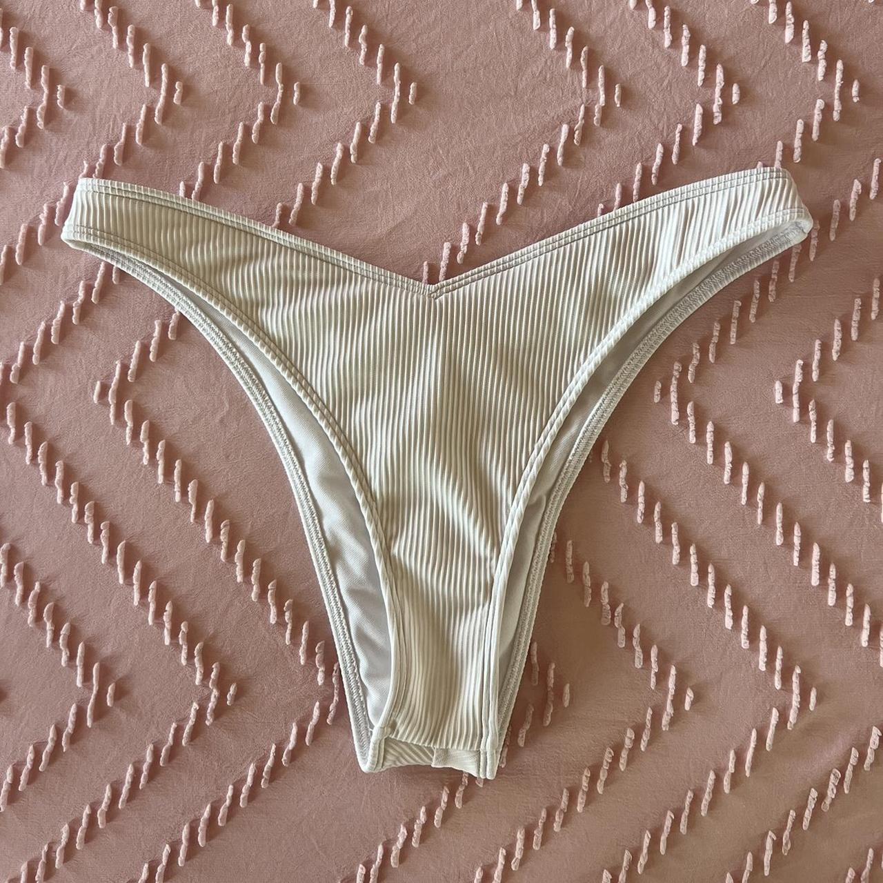 Super pretty cheeky ribbed bathing suit. It’s been... - Depop