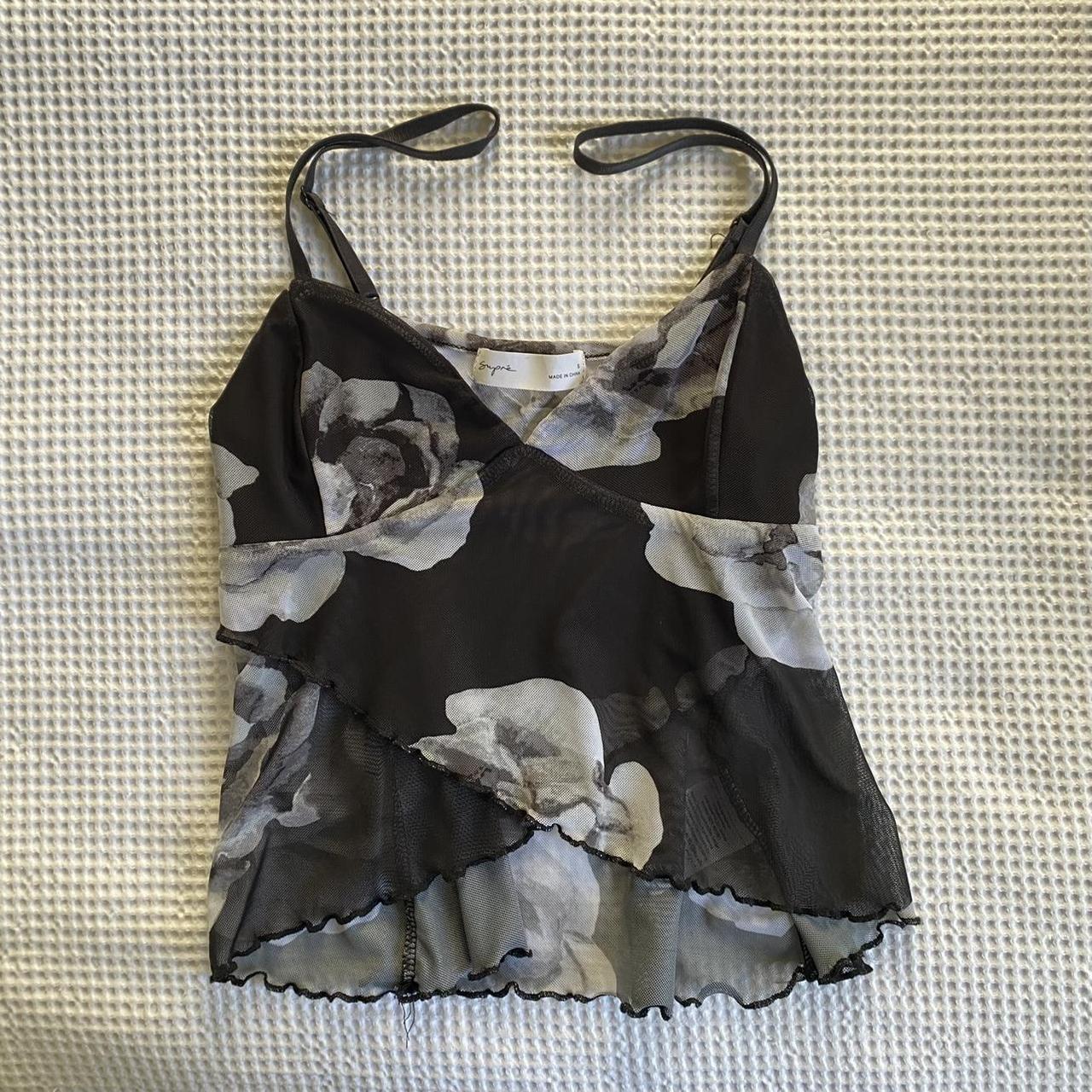 Floral Mesh Top brand: supre size on tag: small... - Depop