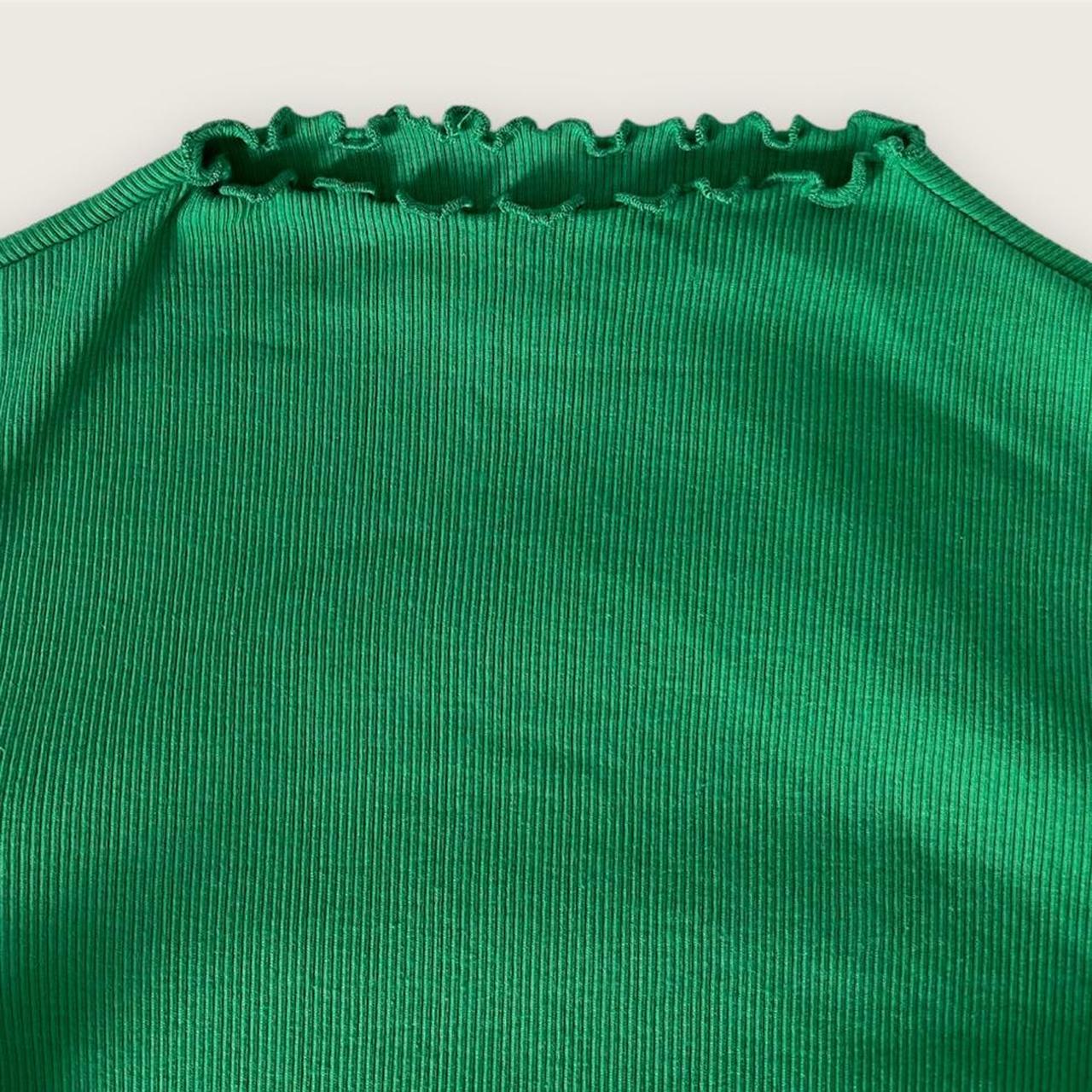 Monki Women's Green T-shirt | Depop