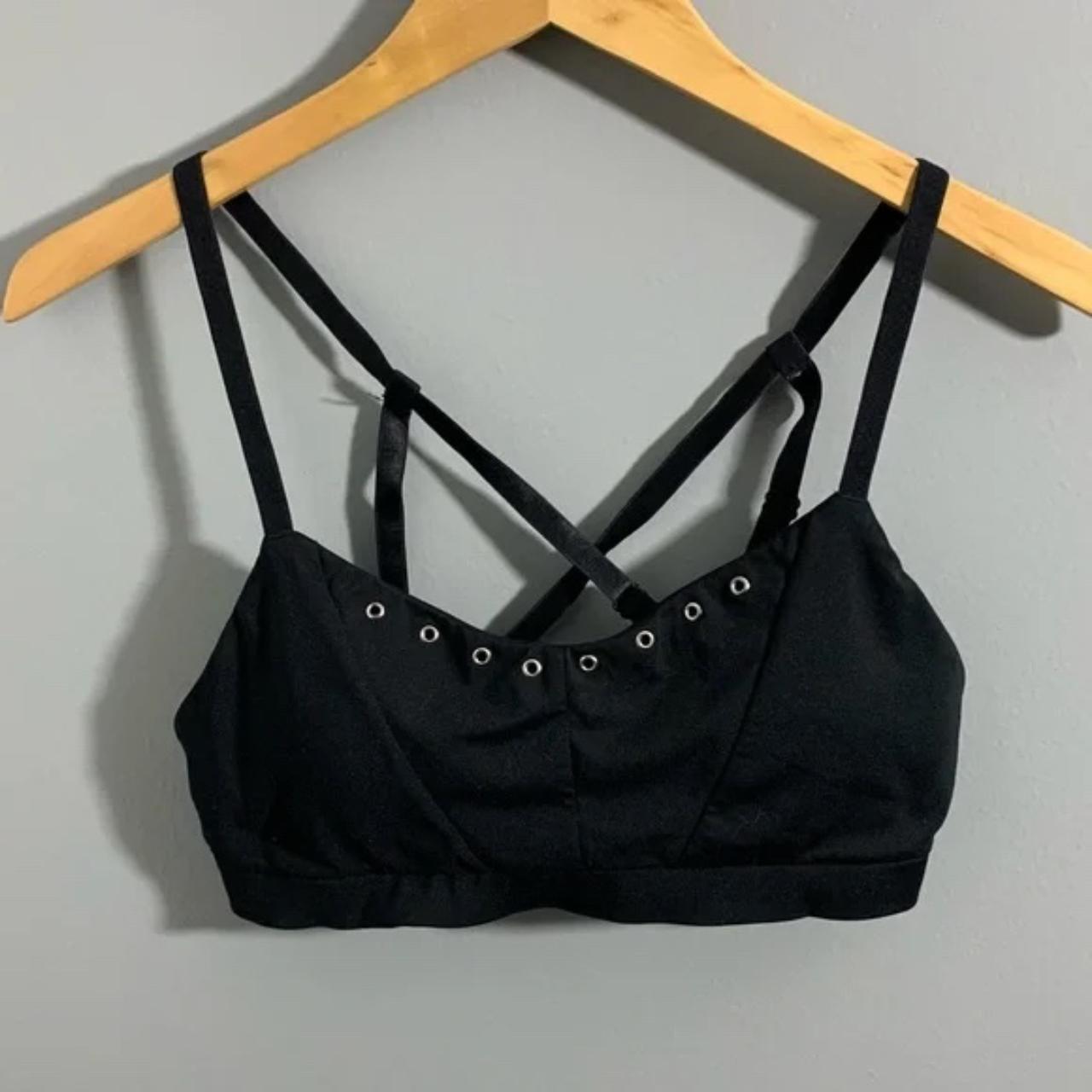 Fabletics Black Womans sports bra - Depop