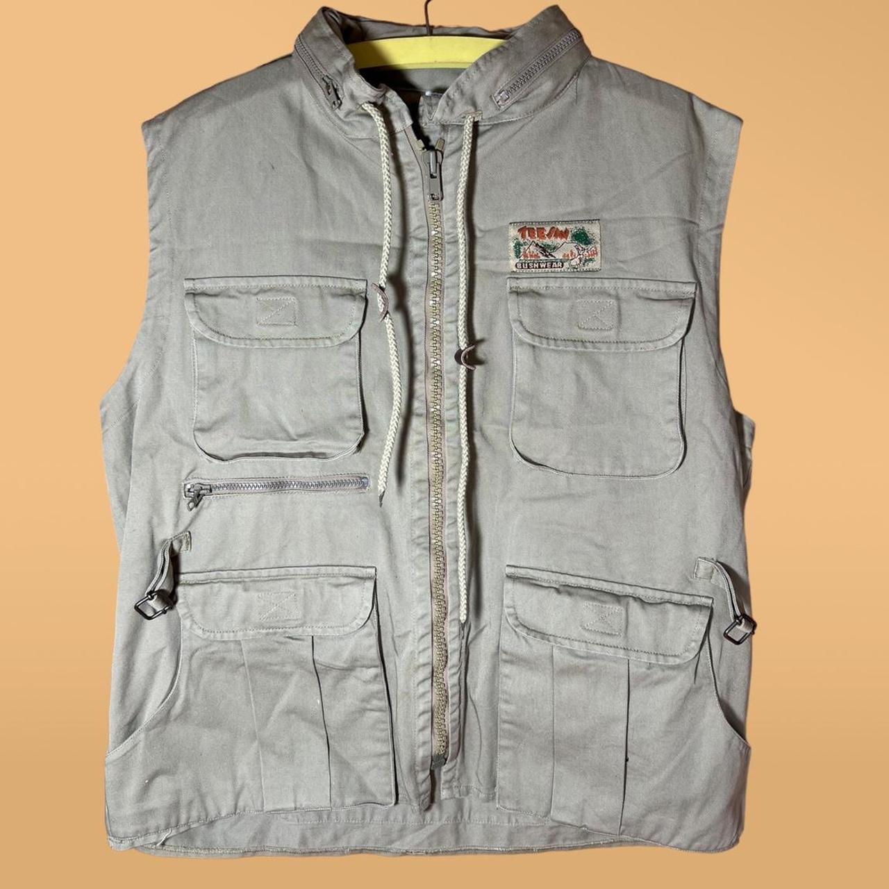 Vintage Bushwear hunting vest Size large measures... - Depop