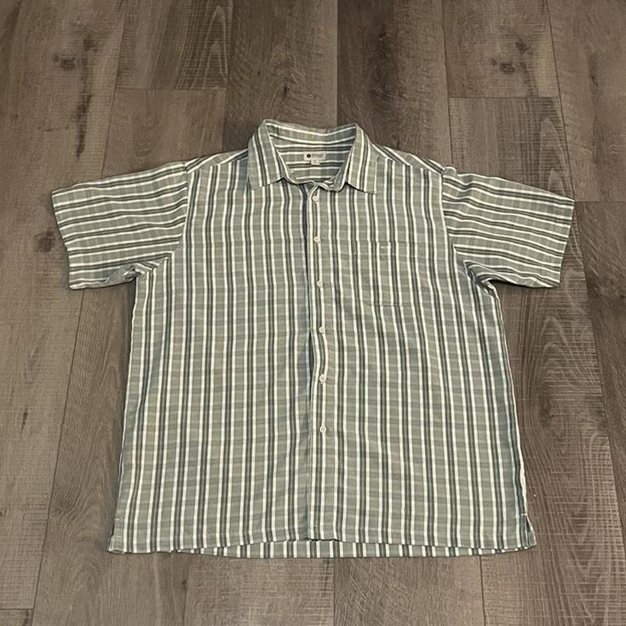 *ੈ ‧₊ Y2K BUTTON UP *ੈ ‧₊˚ ೃ⁀ Gray Button Up! : ̗̀ ... - Depop