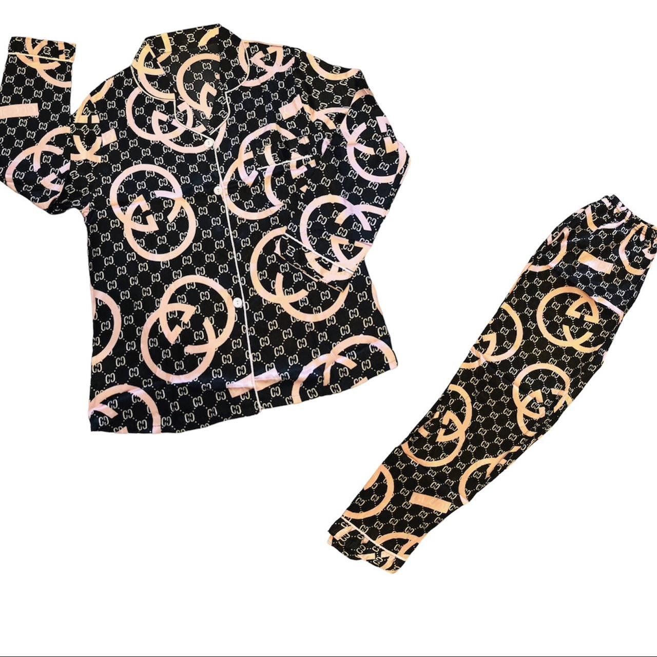 Gucci Women's Black and Pink Pajamas | Depop