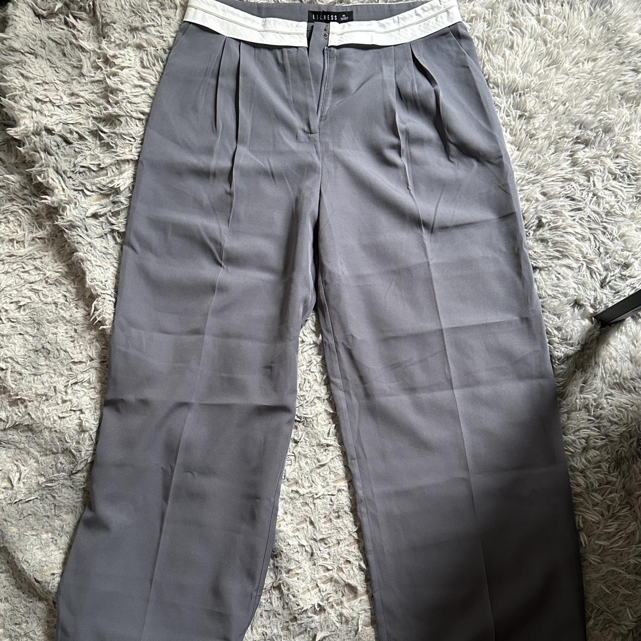 Grey lioness pants - Depop