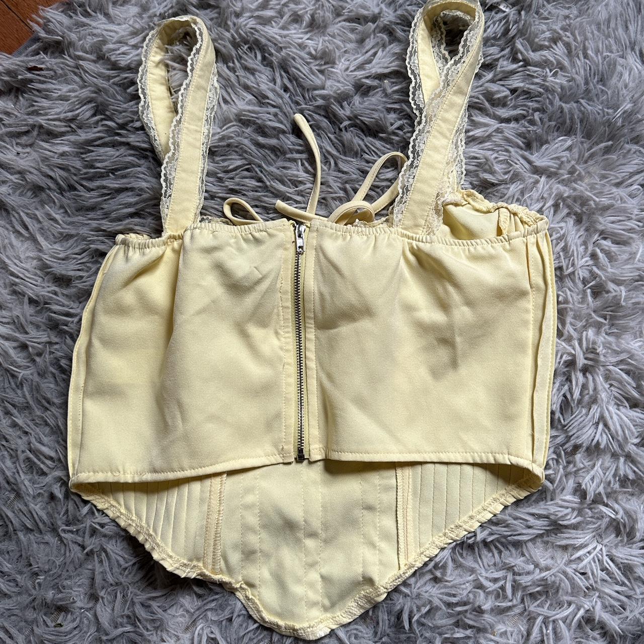 Yellow corset plt - Depop