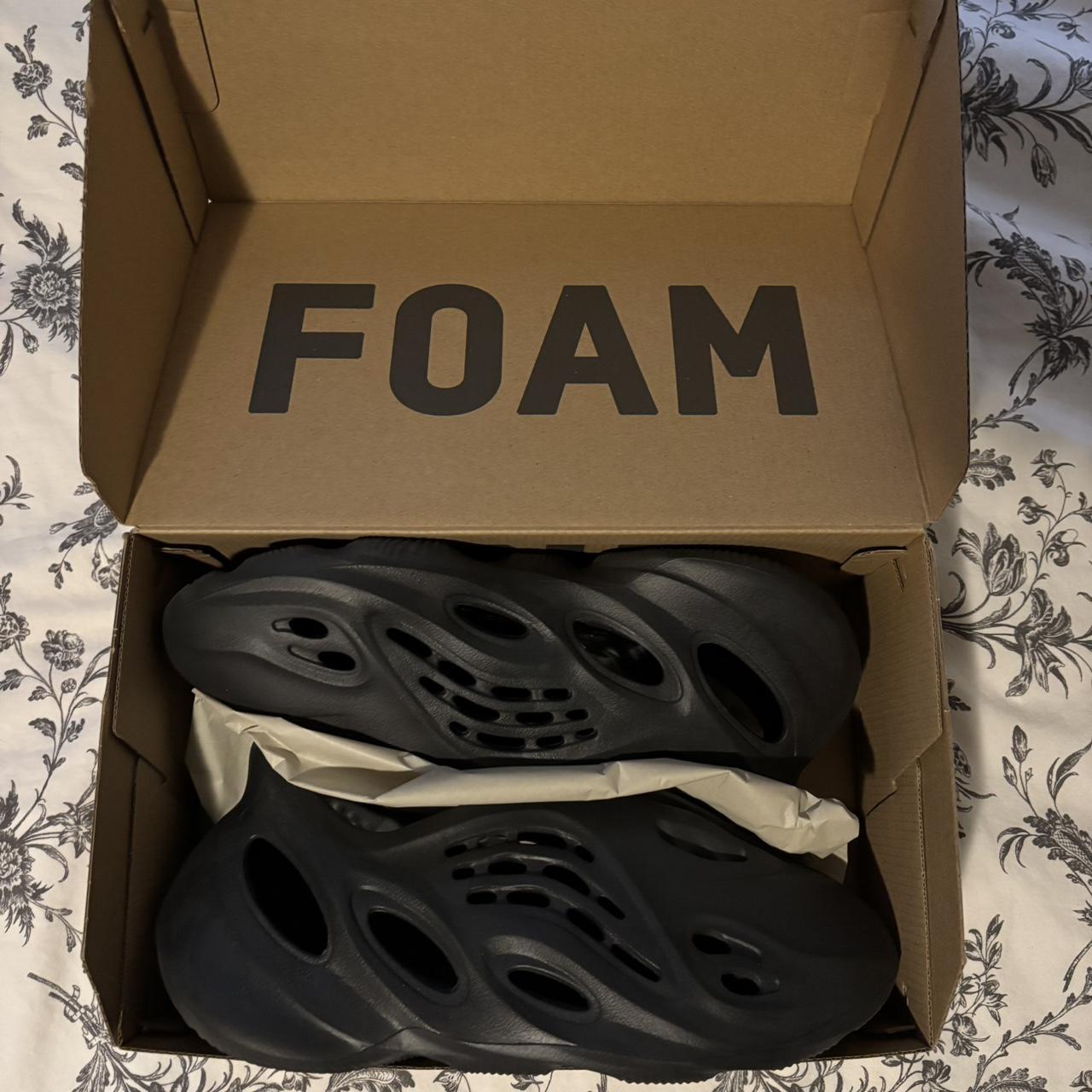 Yeezy Foam Runners Black Size 9 Worn Once | Depop