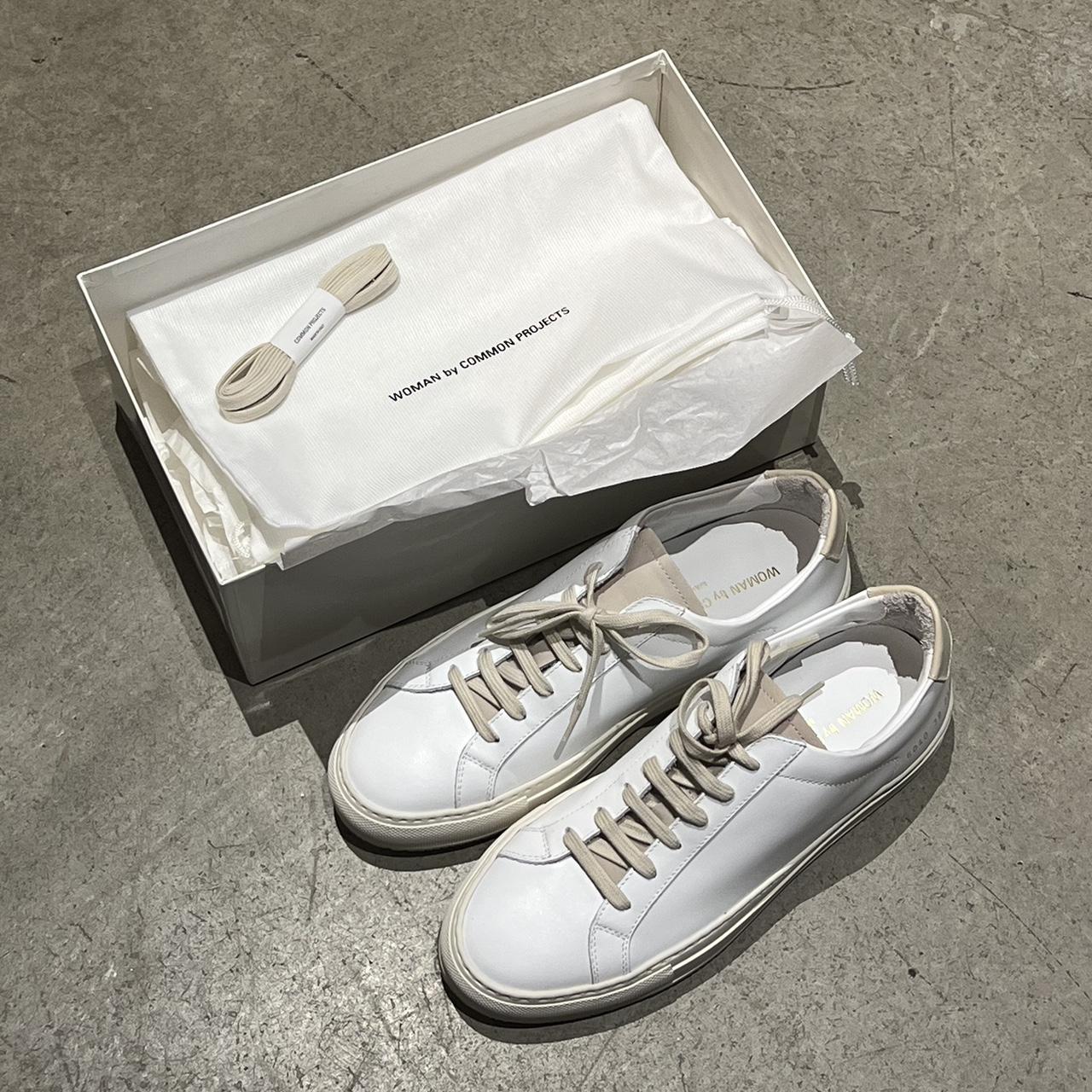 Common Projects Women's White and Tan Trainers | Depop