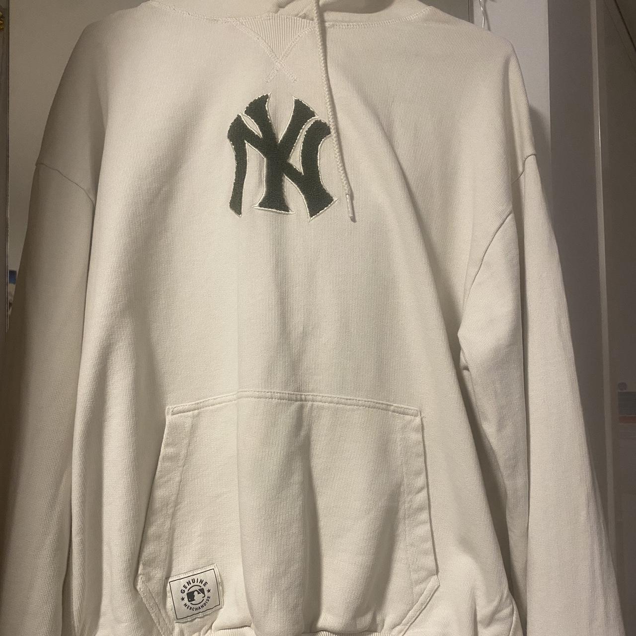 New York yankees genuine merchandise white and green... - Depop