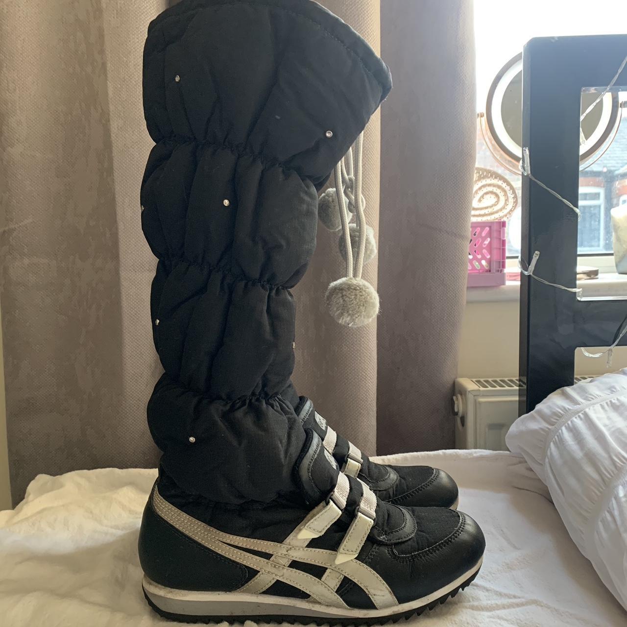 Rare Onitsuka Tiger snow boots Pre worn, little to... - Depop