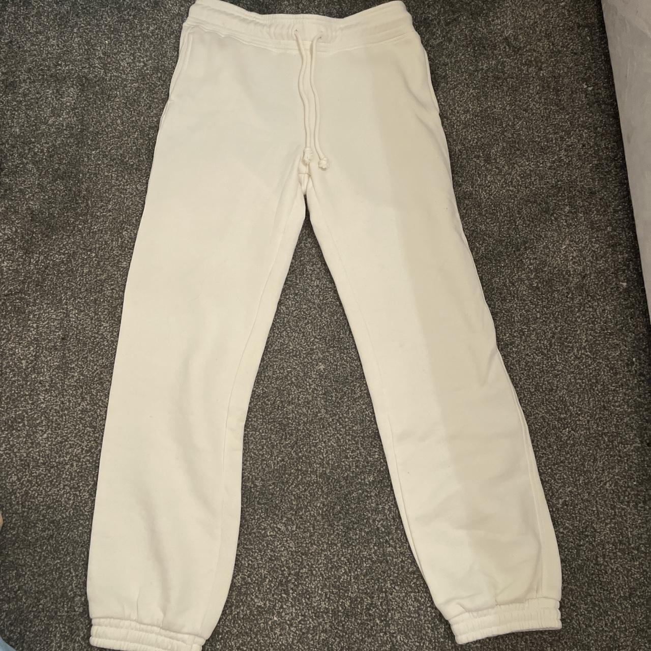 Primark white/cream joggers Xs - Depop