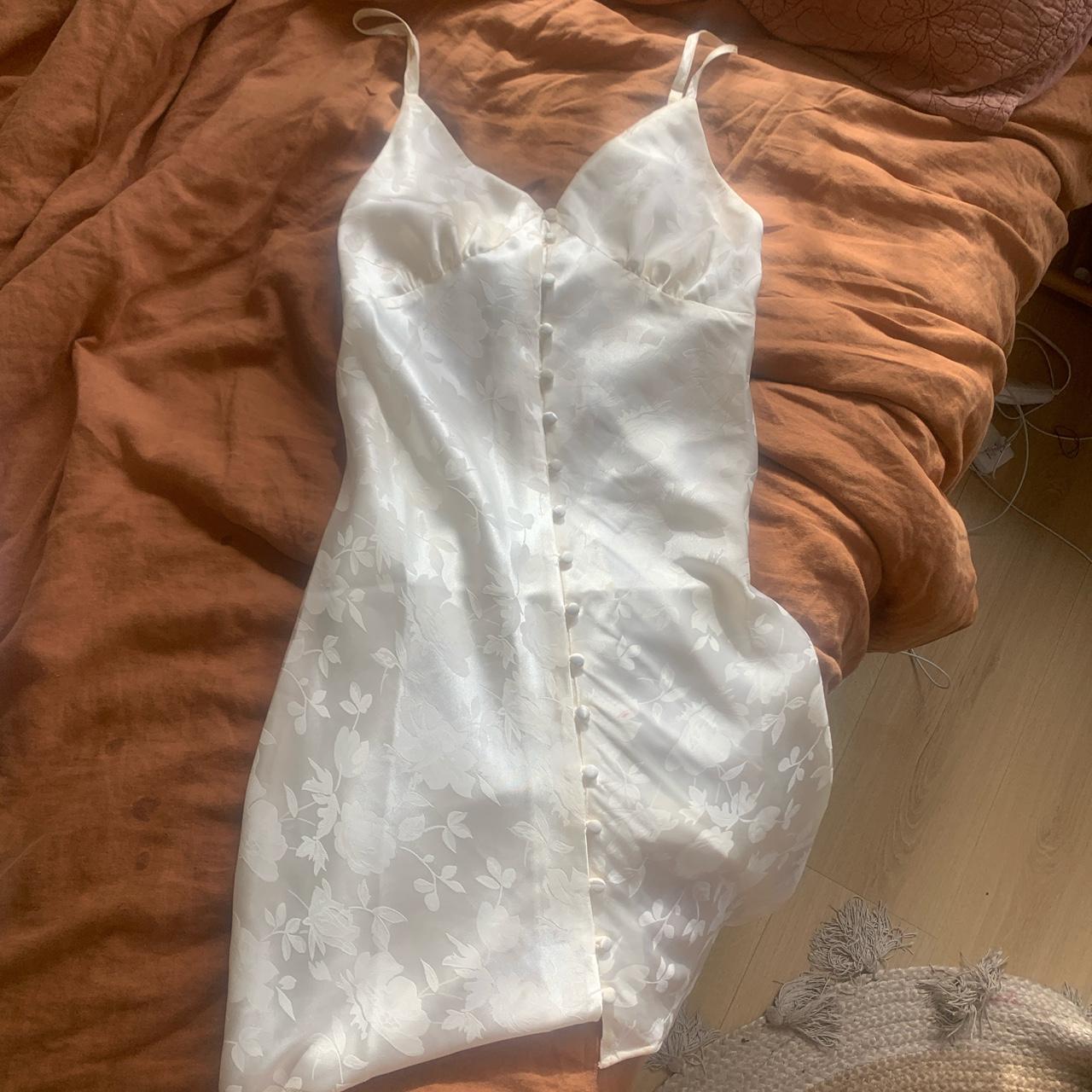 Jagger and Stone floral mini. Size 8. Photos look... - Depop