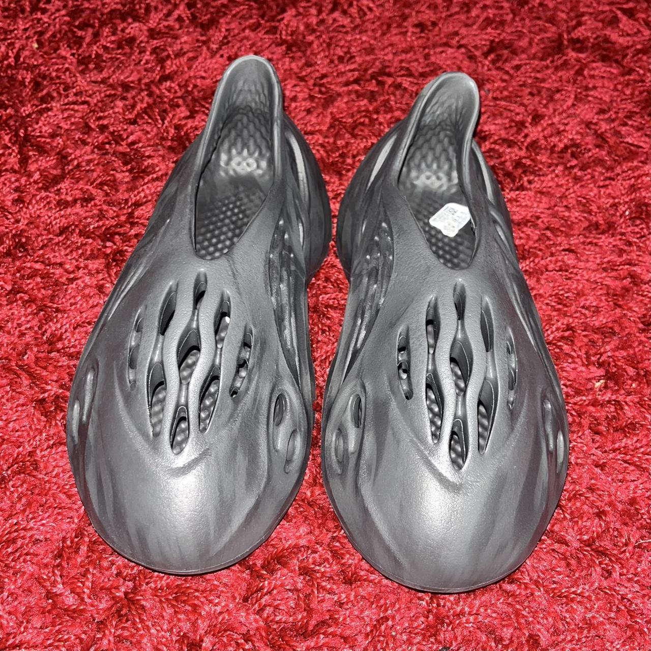 Onyx Foam Runners - Size 8 - Brand New - Open to... - Depop