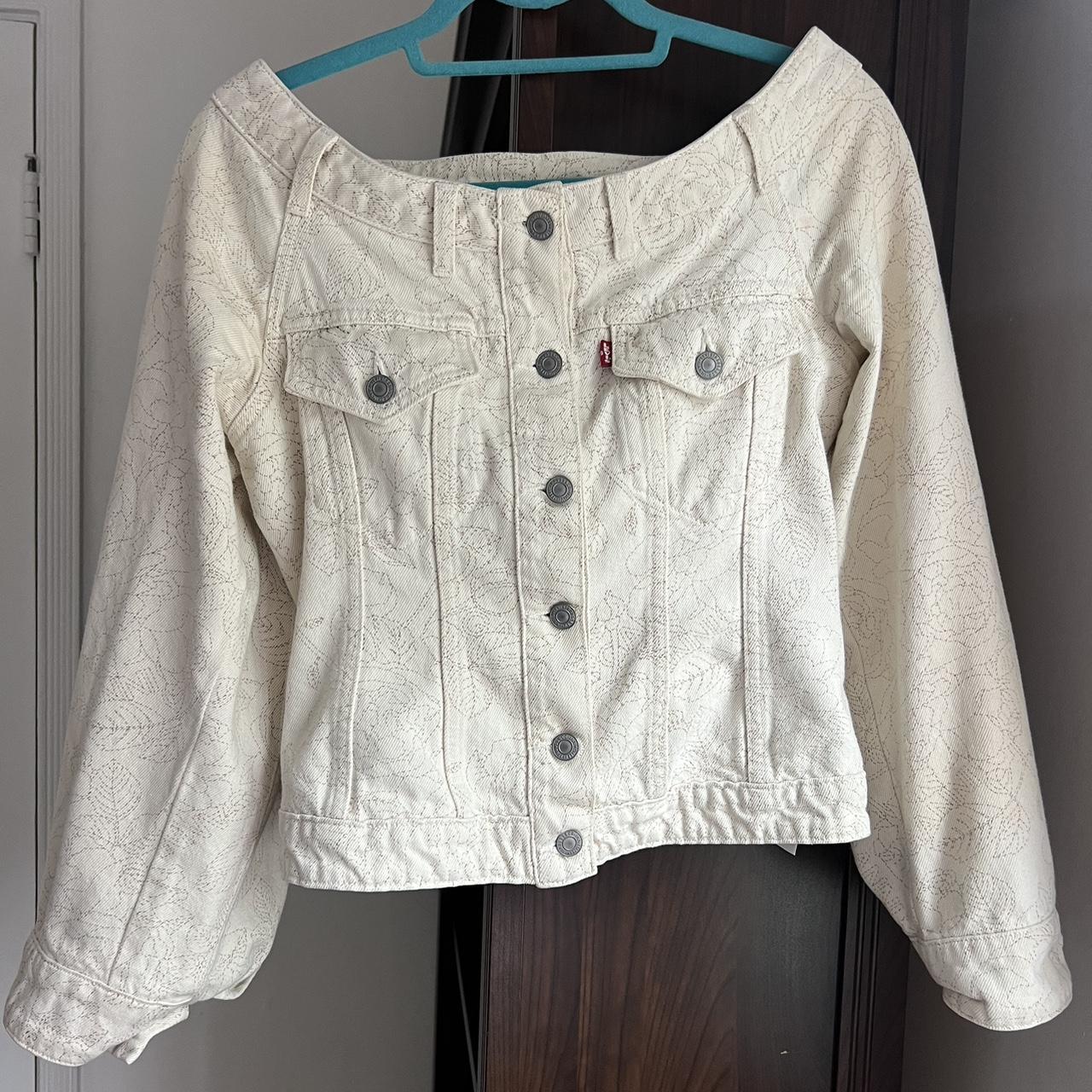 Ganni + Levi’s cream denim jacket. Feels so powerful... - Depop