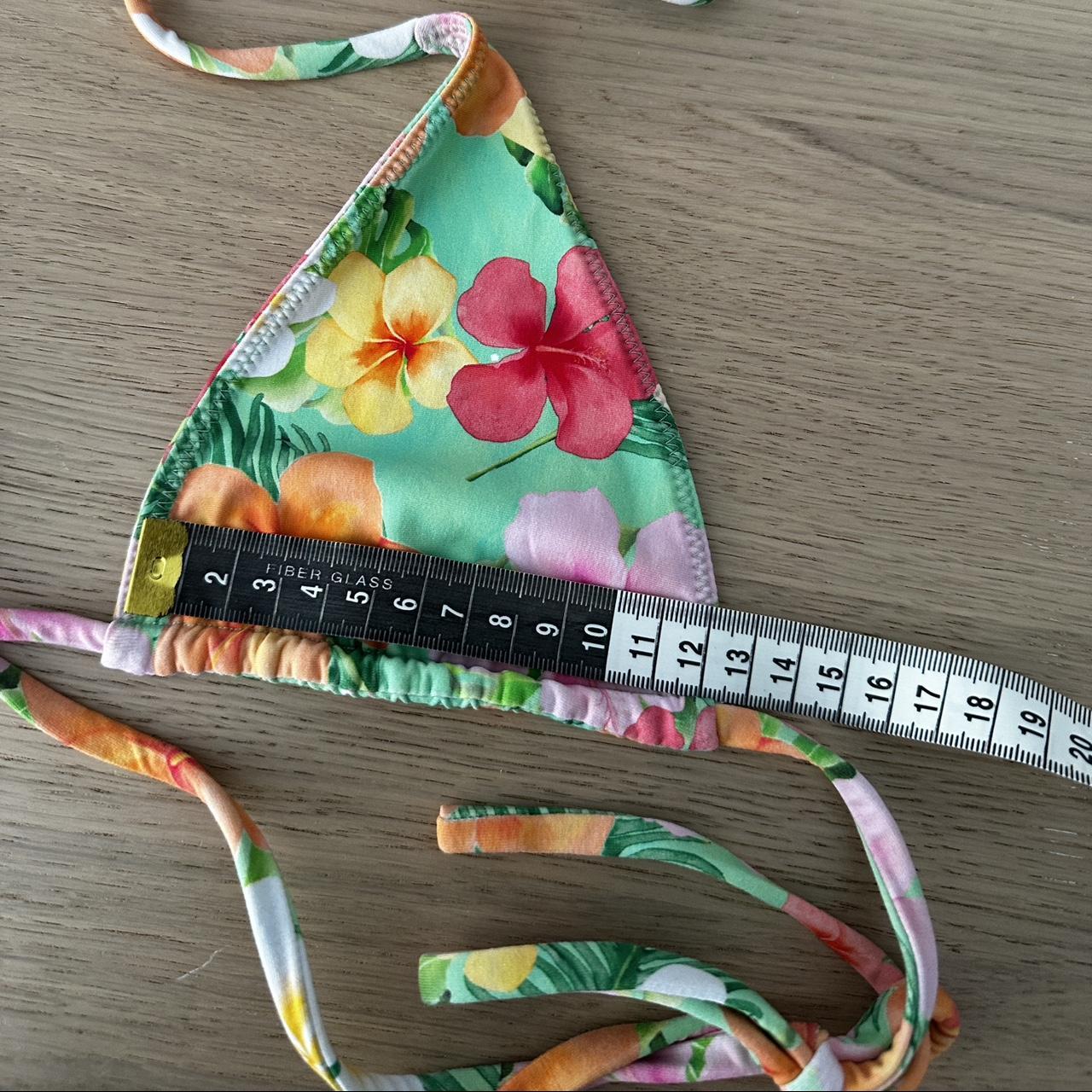 Hawaiian Tropics String Bottoms size small Triangle... - Depop