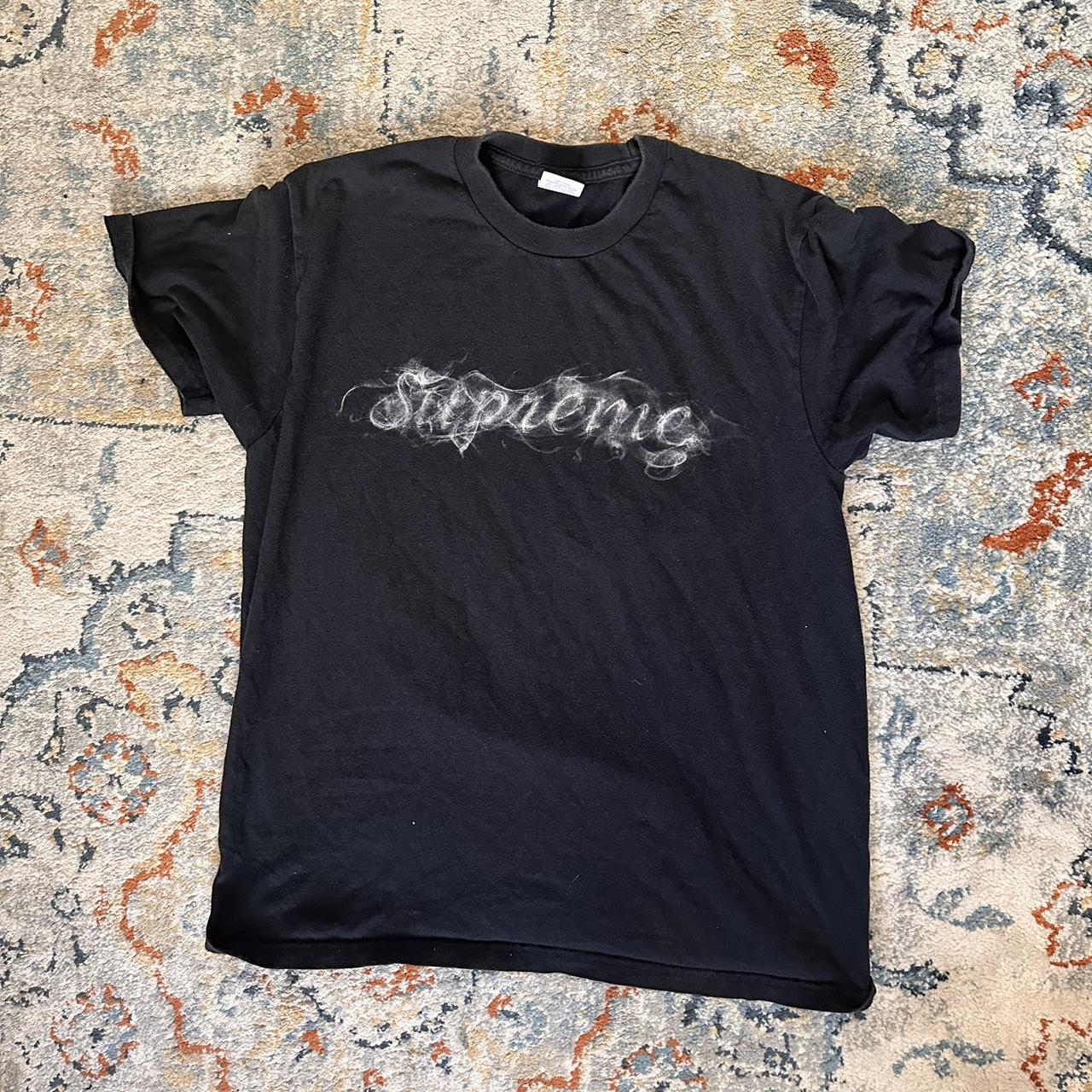 Supreme Smoke Tee Sz Medium Slight fading on collar - Depop