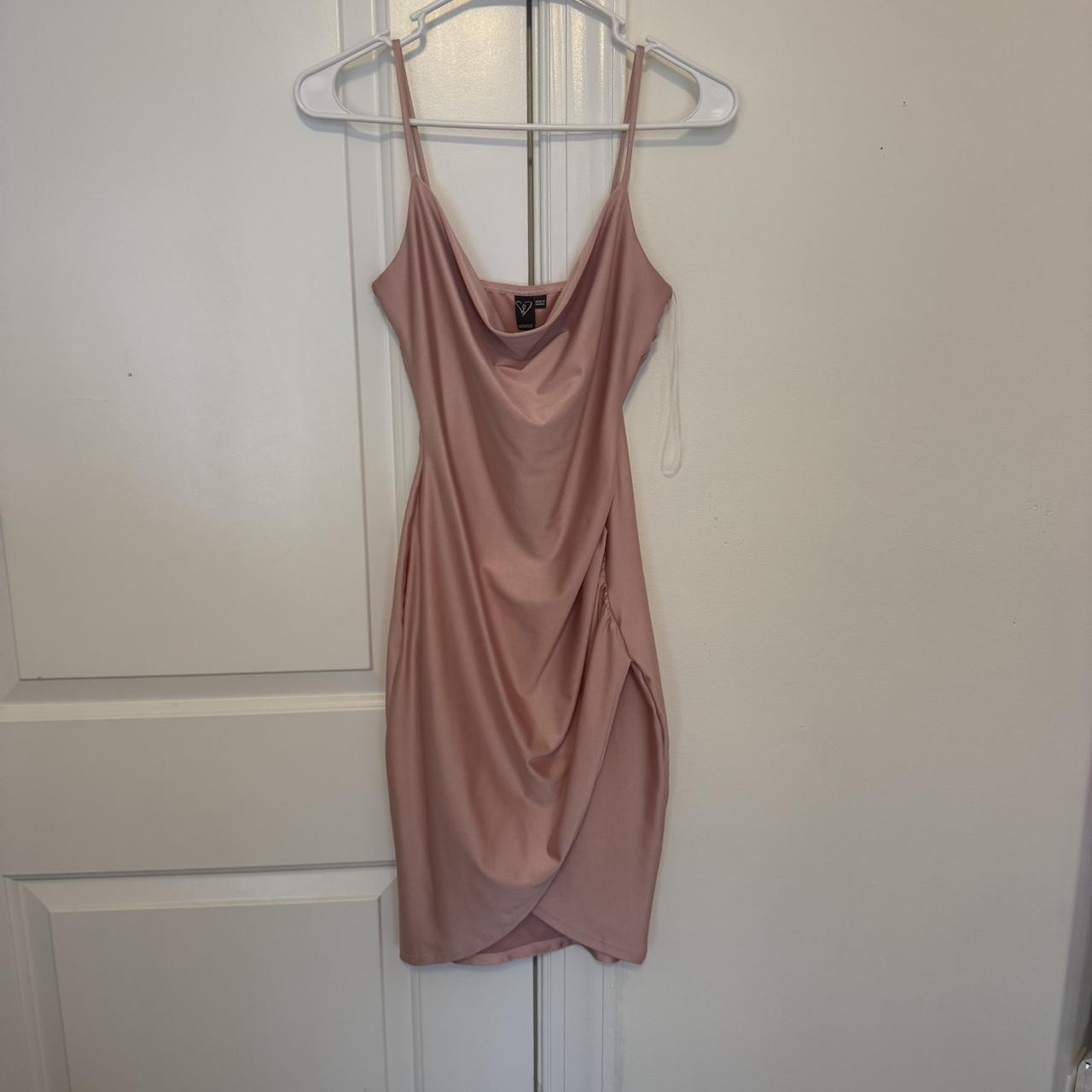 Pink mini bodycon dress #partydress | Depop