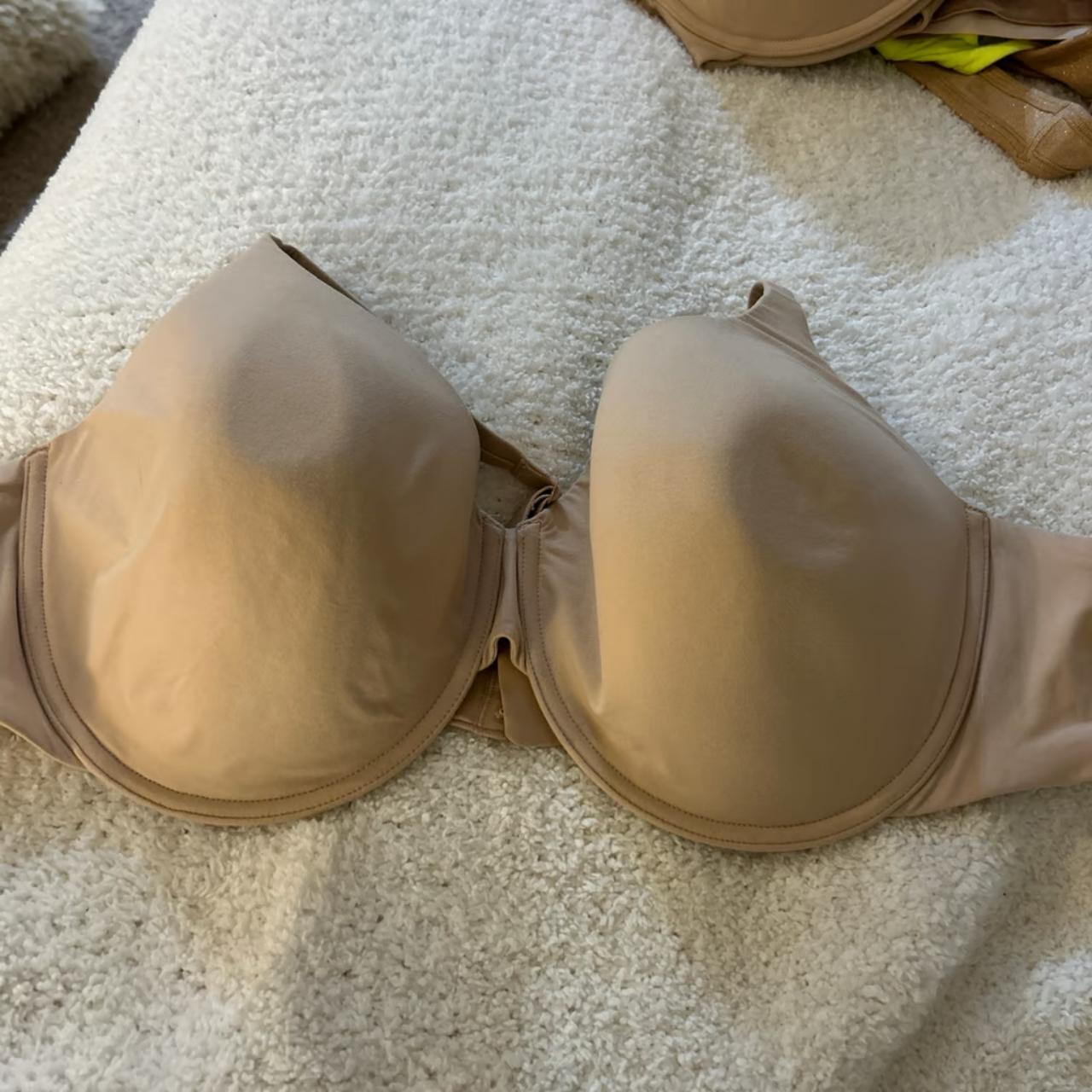NWT Skims Mica Bra (44D) - Depop