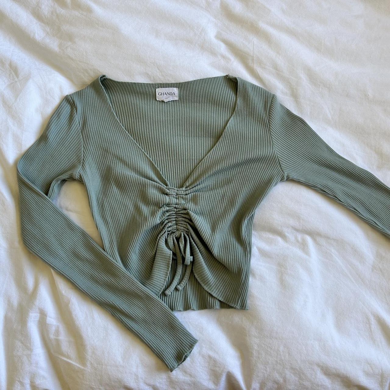 Ghanda long sleeve crop top Size XS - Depop