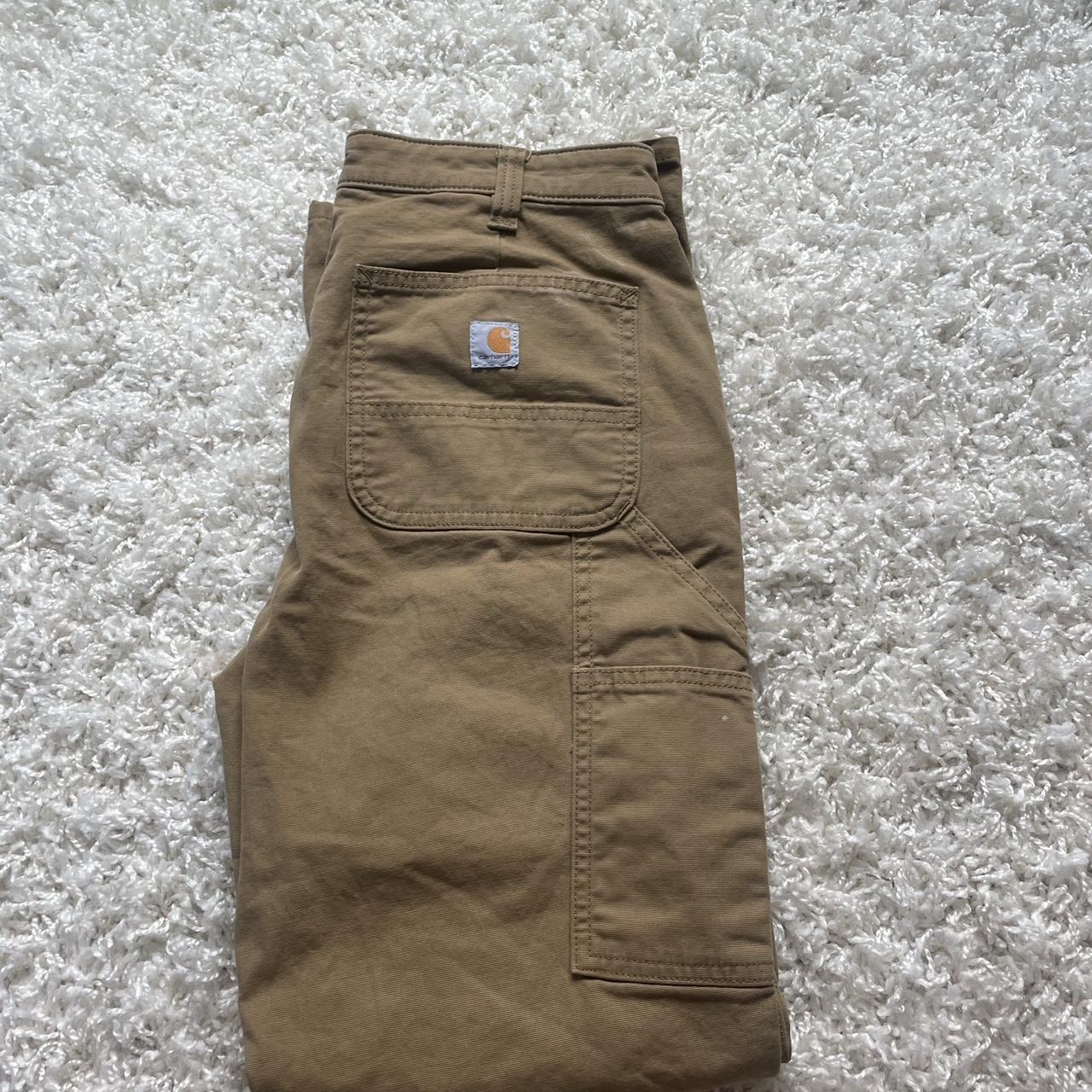carhartt (sizing in photo) - Depop