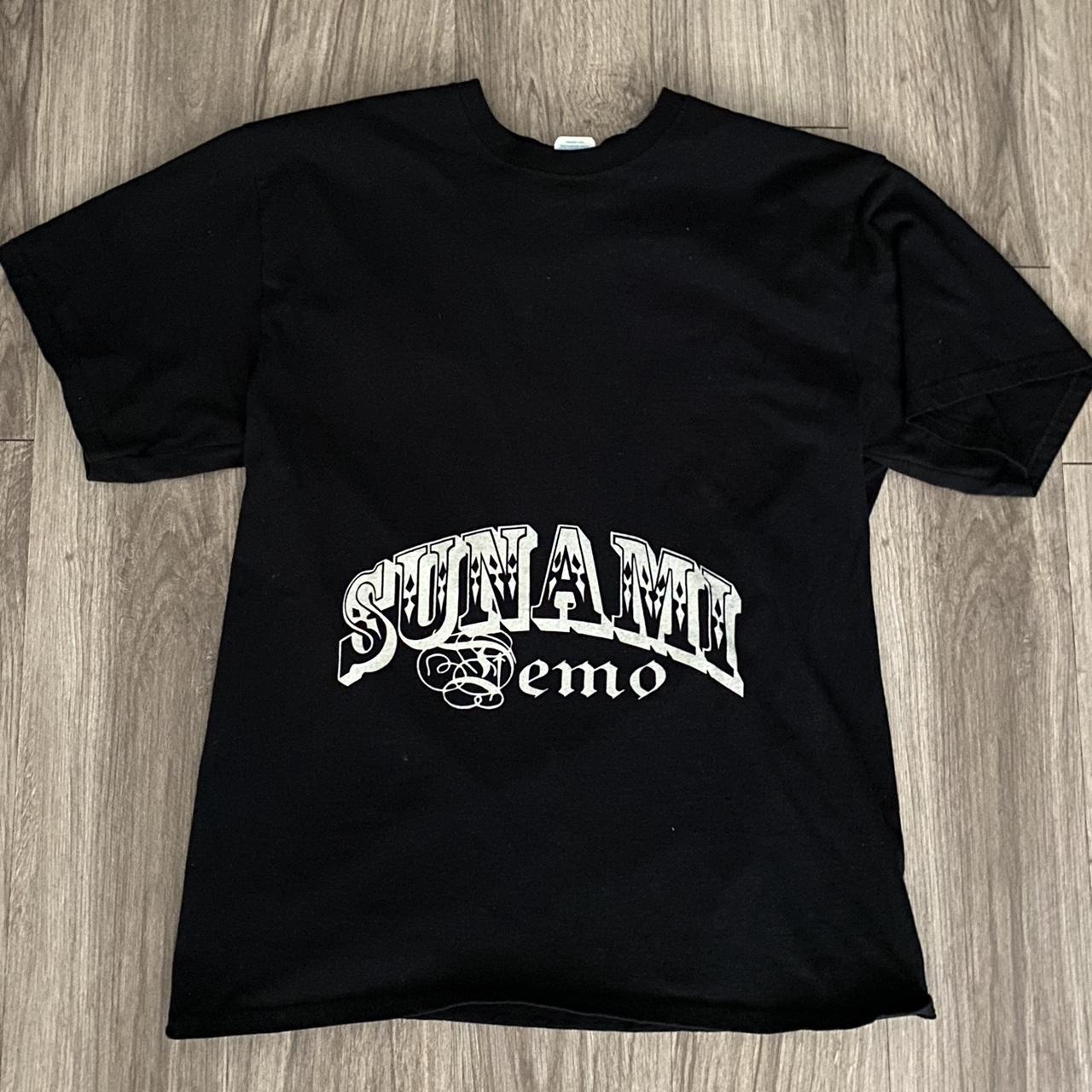 SUNAMI emo demo California love band tee shirt large... - Depop