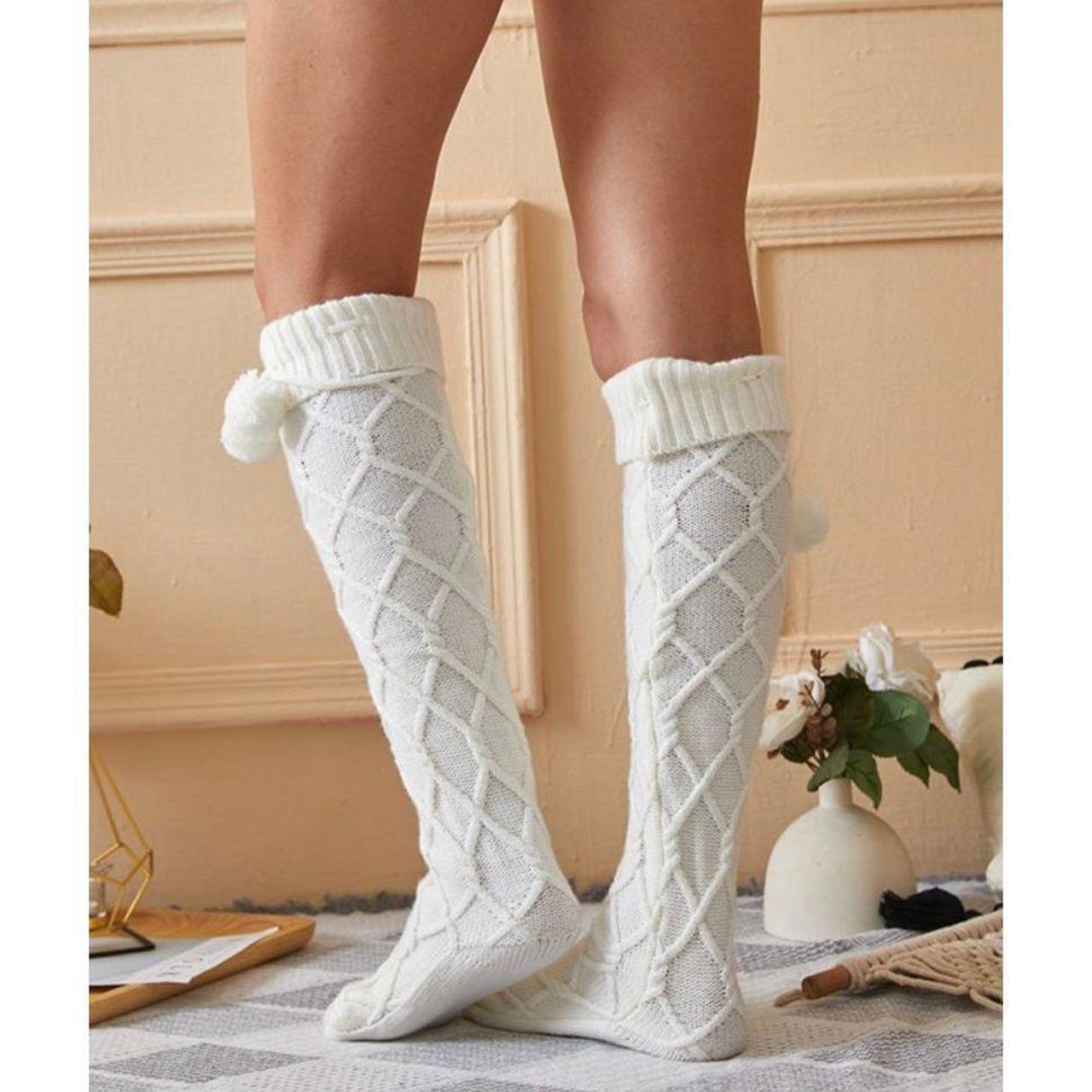 NWT knee high knit socks One size Cream - Depop
