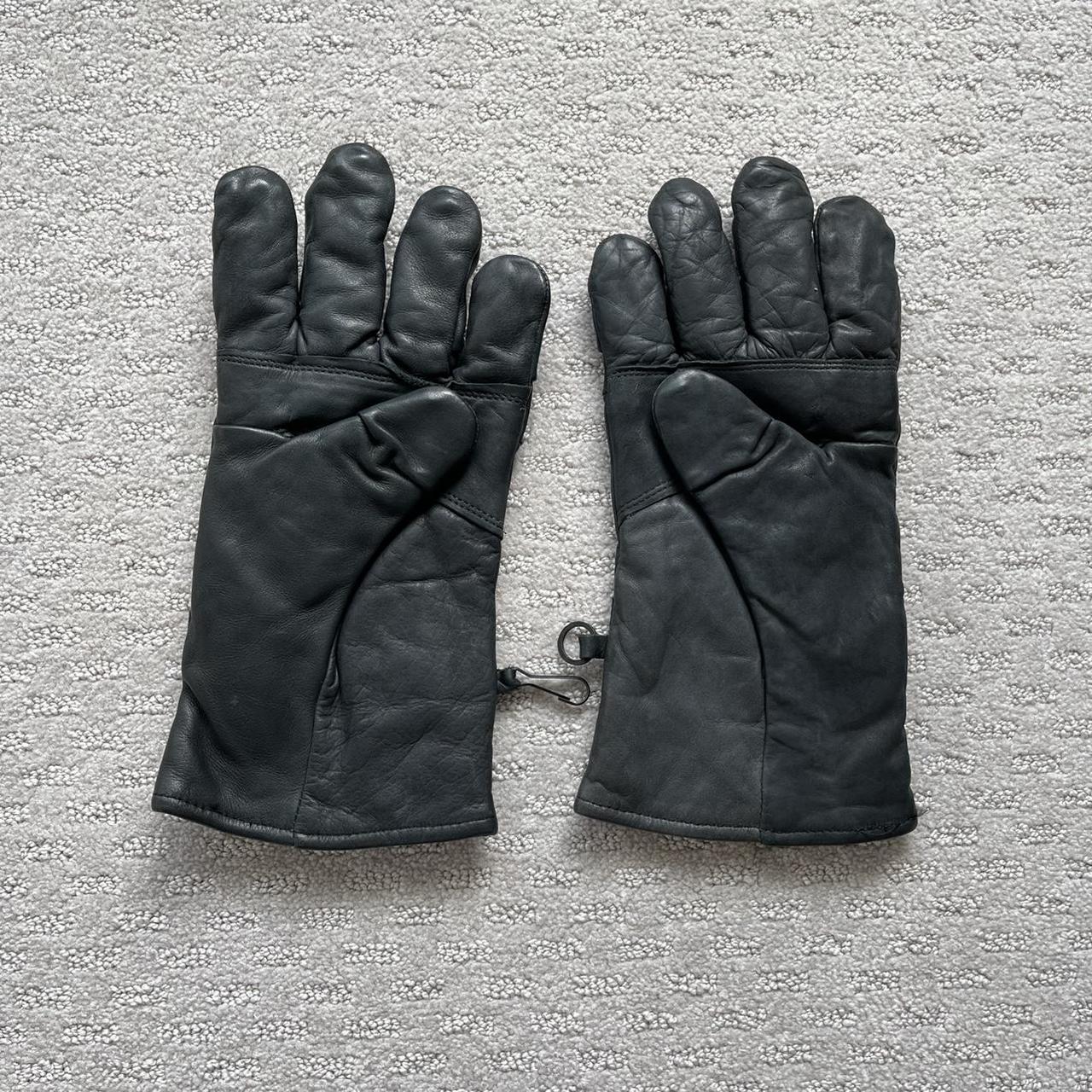 Women's Black Gloves | Depop