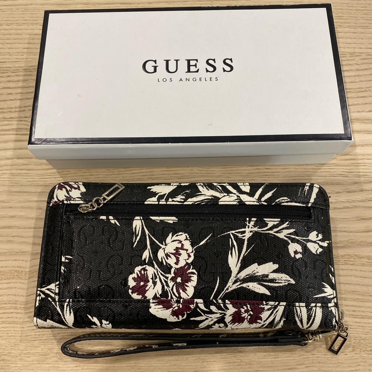 Guess Women's Black Wallet-purses | Depop