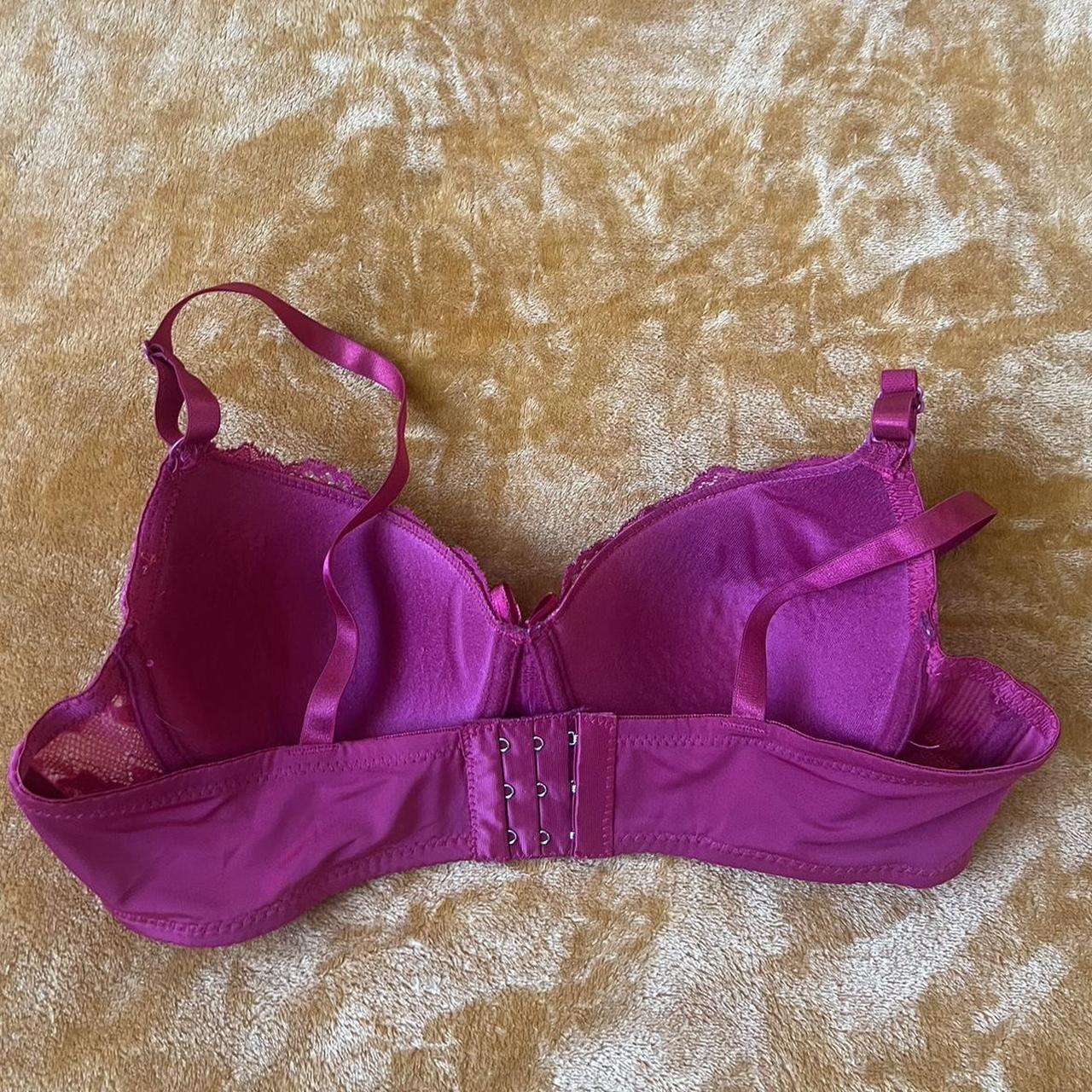 BURGUNDY BRA 💌 no issues or rips. Lace at the cups.... - Depop