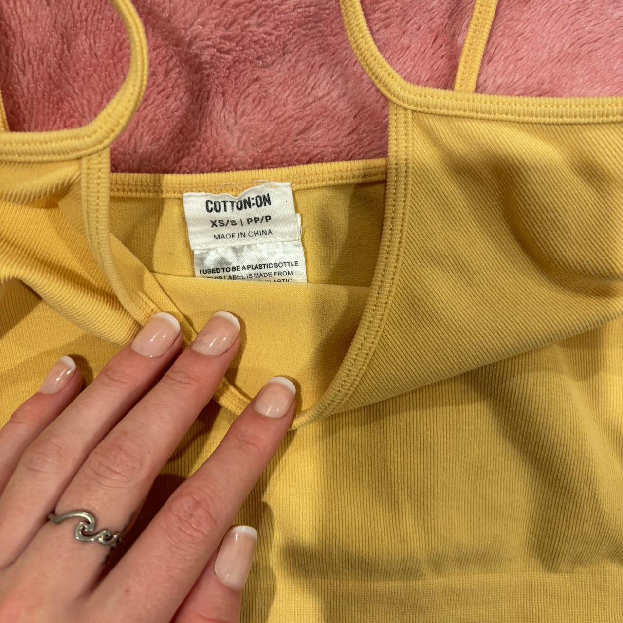Glassons crop top - Depop