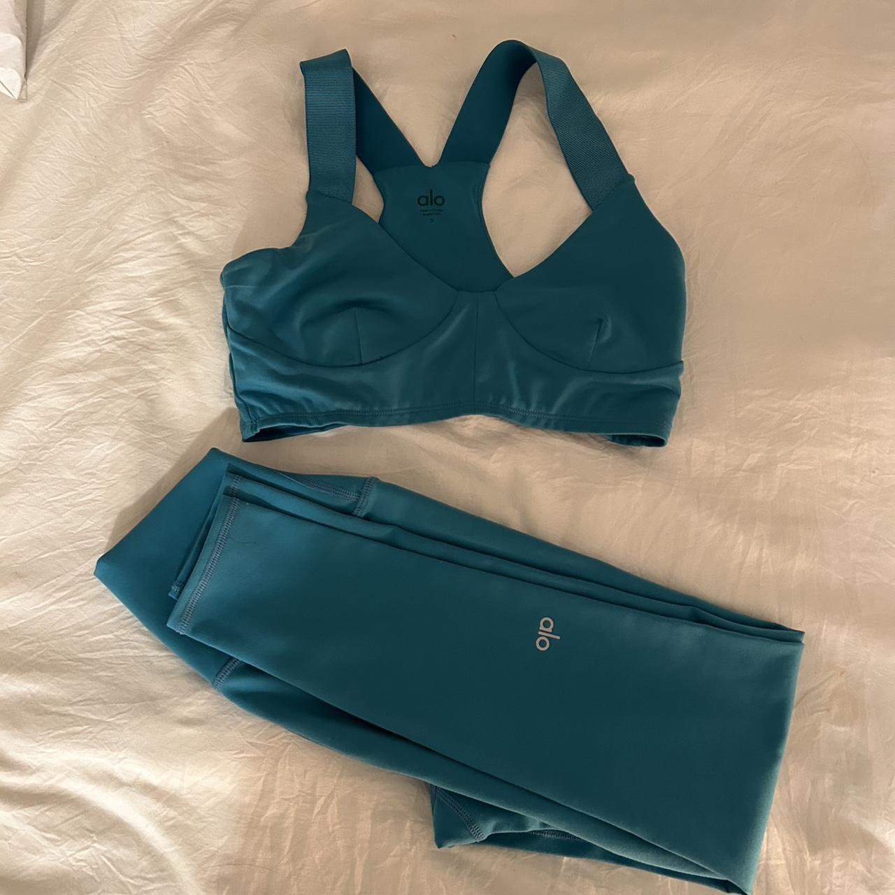 ALO Yoga Women's Teal Sports Bra and... | Depop