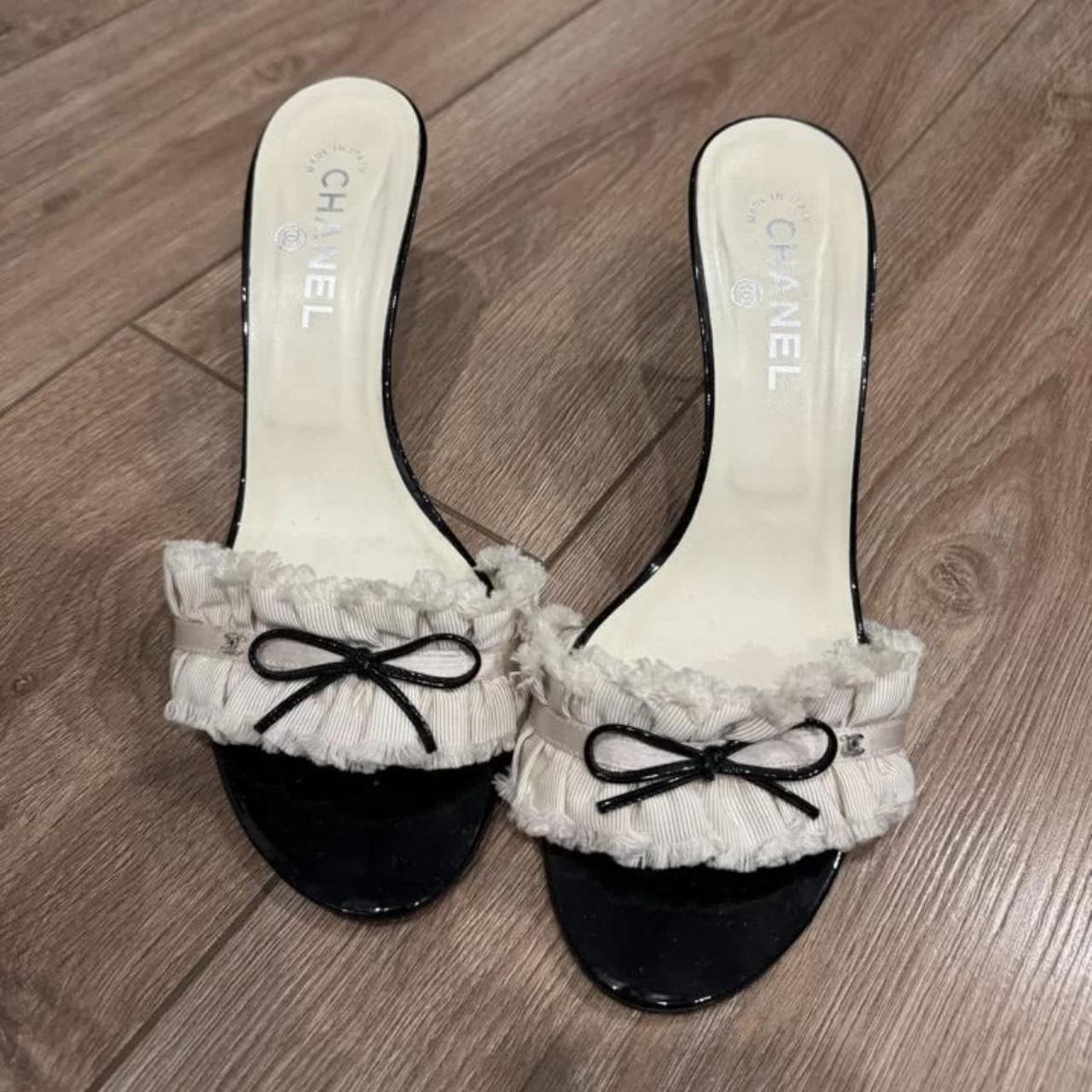 Rare Vintage Iconic Chanel CC Ruffle White Bow... - Depop