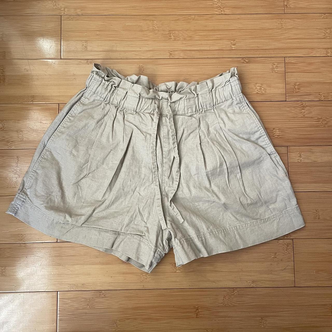 Uniqlo khaki shorts adjustable strings. front and... - Depop