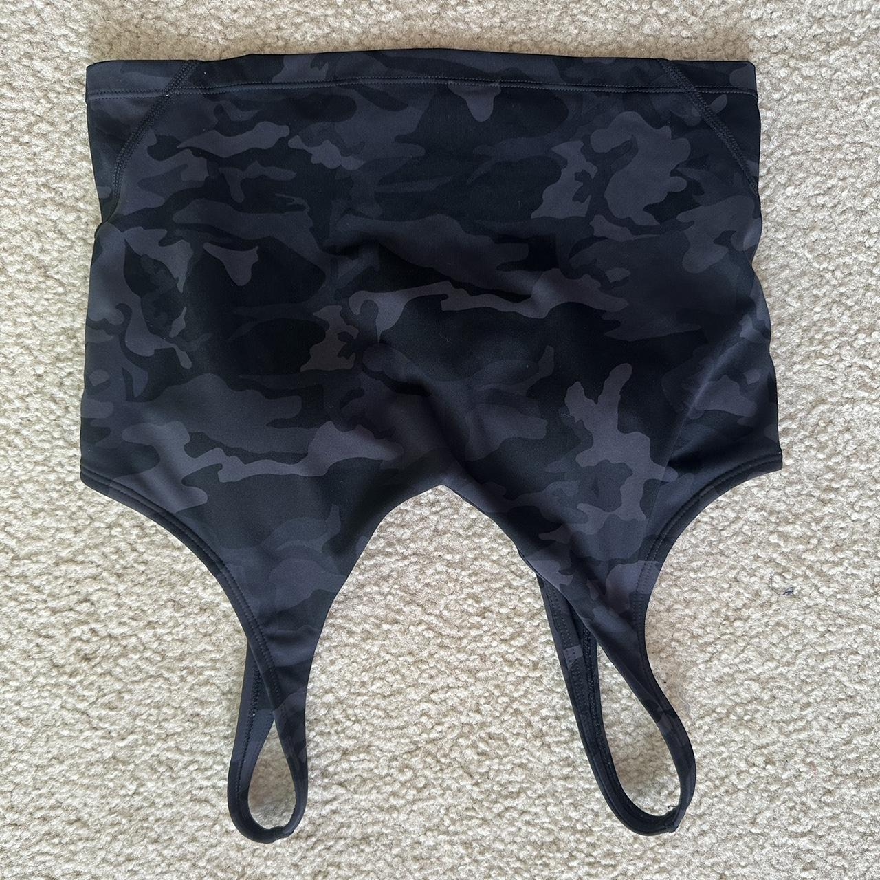 Black camo top - Depop