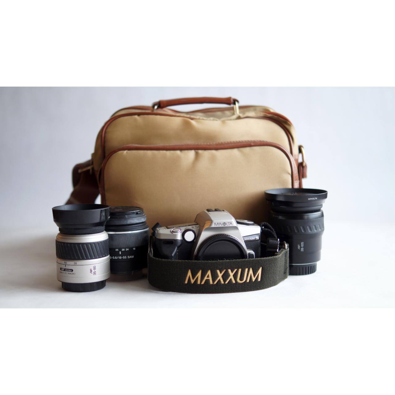 Vintage Minolta Maxxum 5 35mm Film Camera w/ 3... - Depop