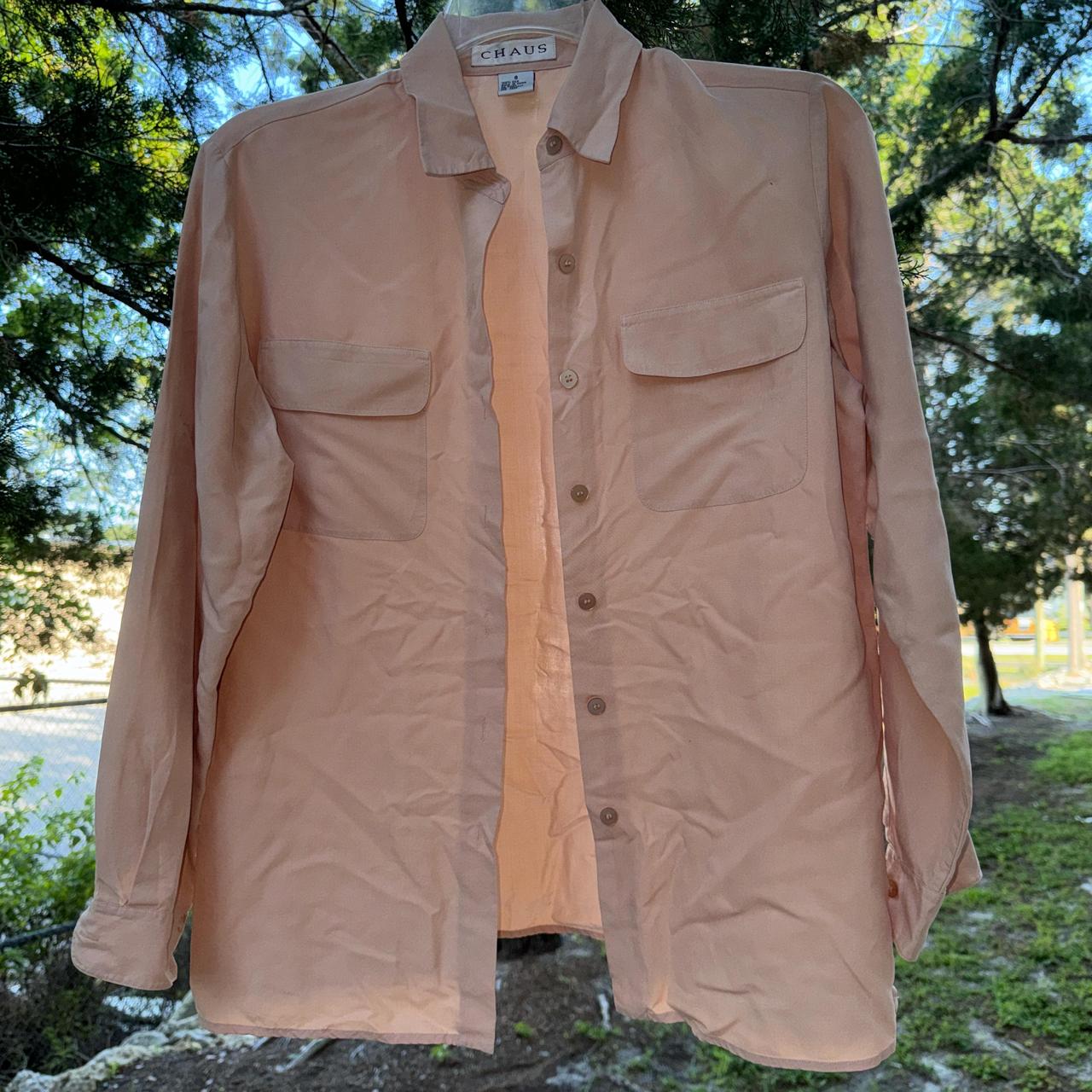 Chaus Light Pink button up shirt Size 8 // small to... - Depop