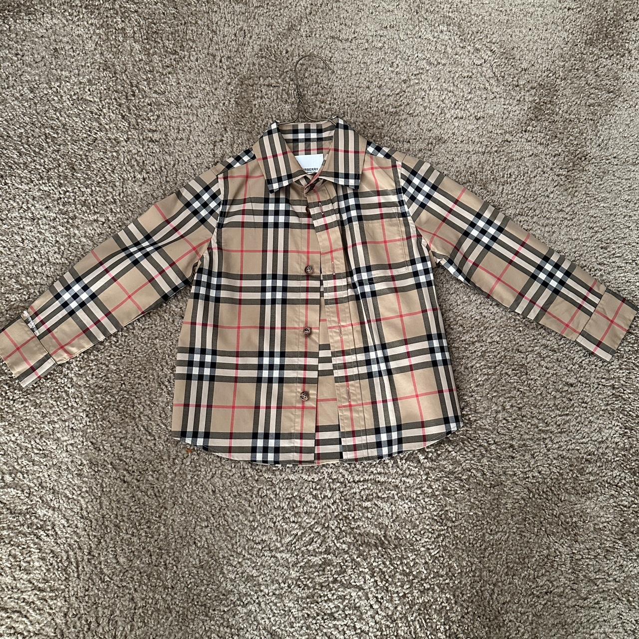 toddler Burberry button down size 3t - Depop