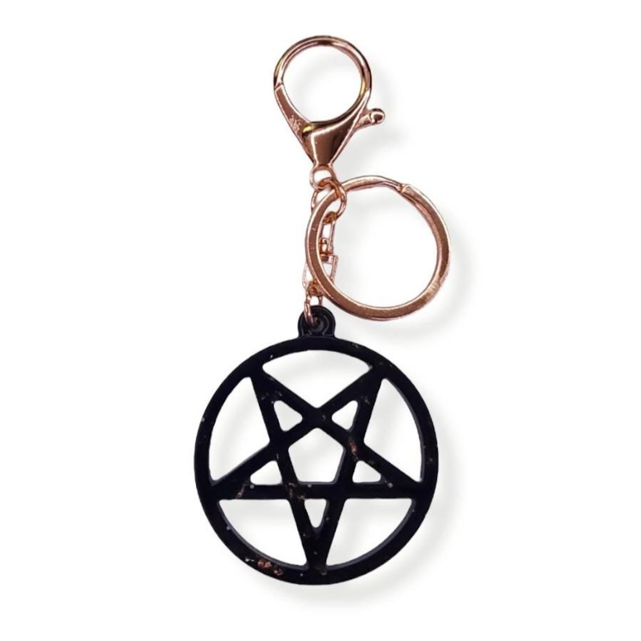 Pentagram Keychain ☆ handmade by me! color is... - Depop