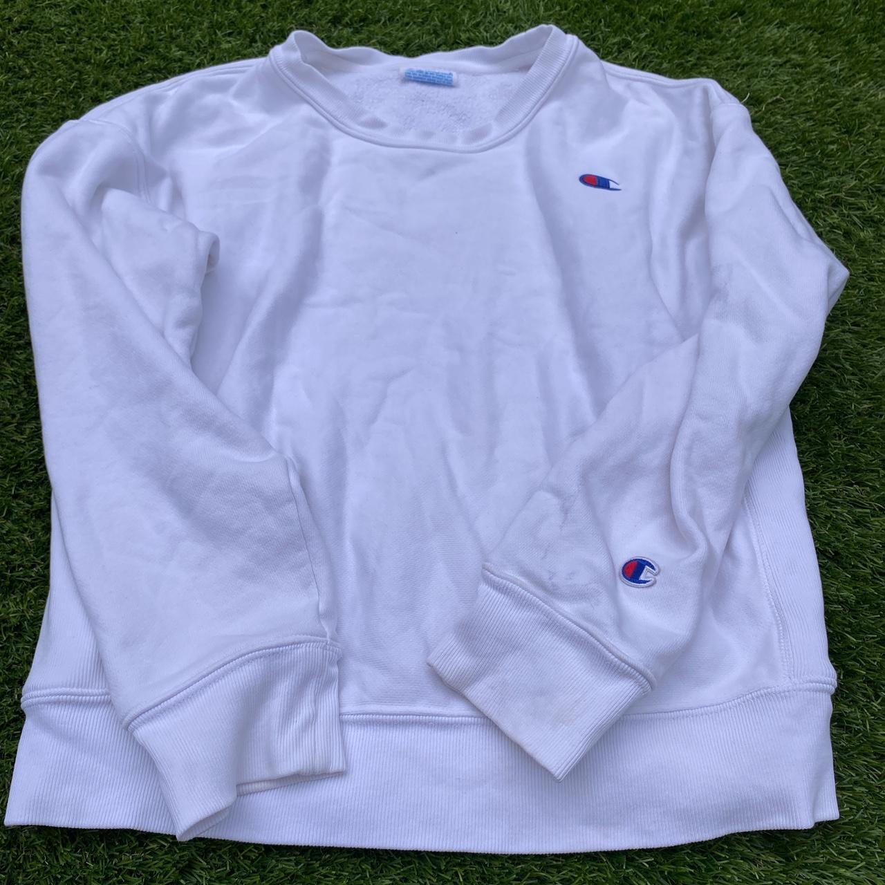 Champion jumper - Depop